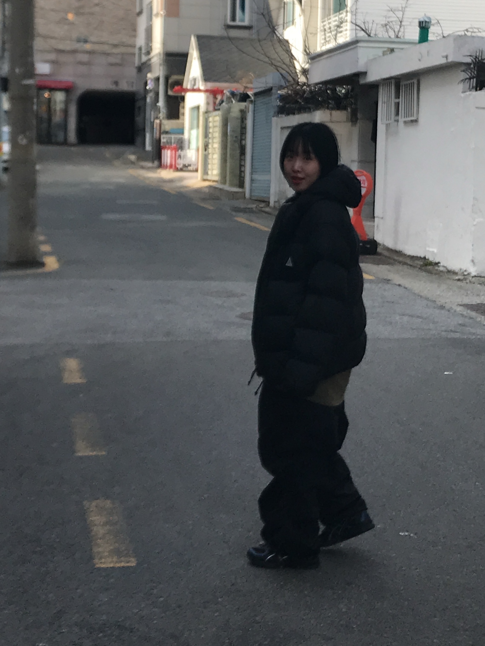 @y_dam_i (@y_dam_i) 님의 게시물 | KREAM