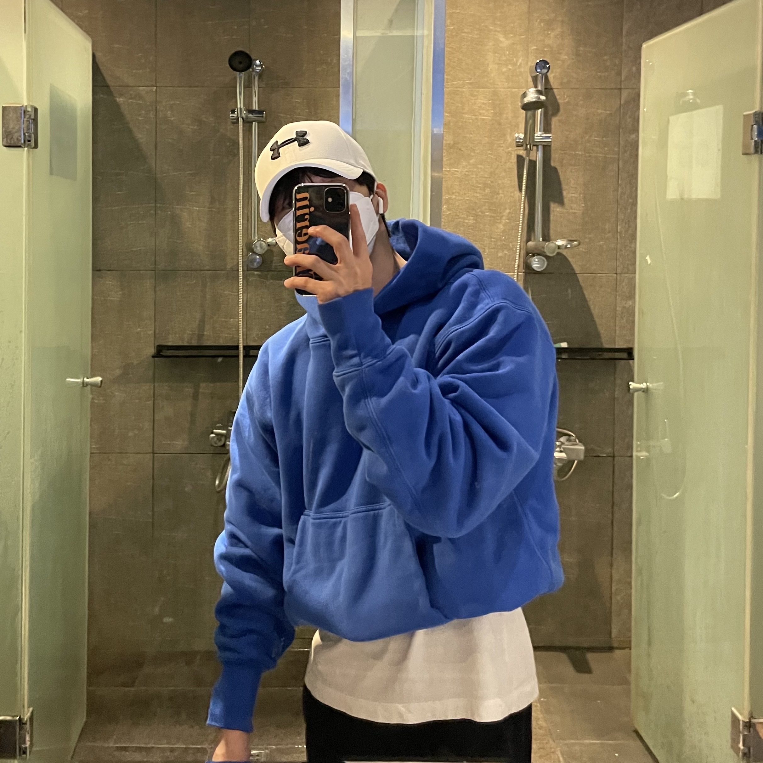 SON (@_sonning) 님의 게시물 | KREAM