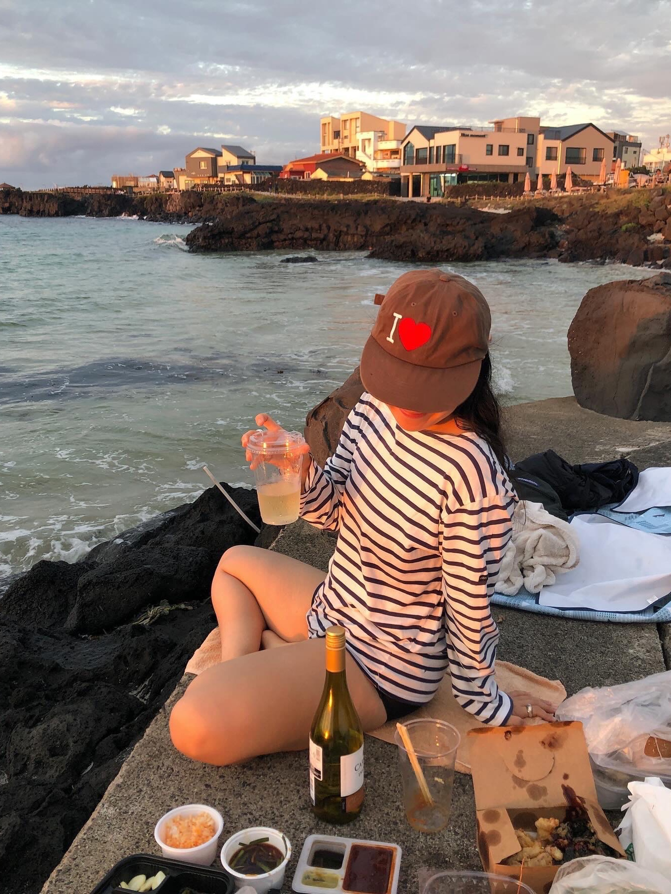 oneul.codi (@oneul.codi) 님의 게시물 | KREAM