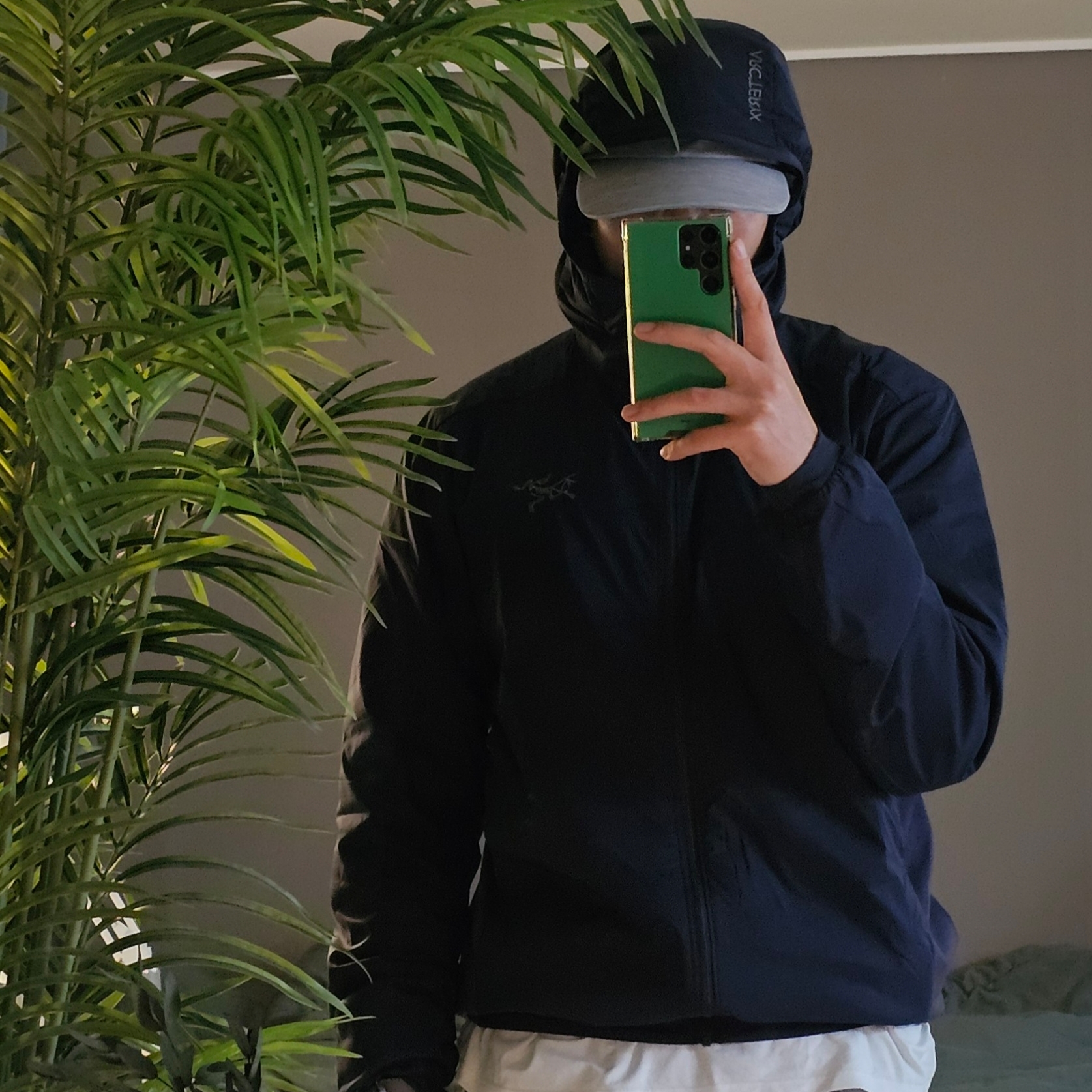 한마리 더 포획 | KREAM