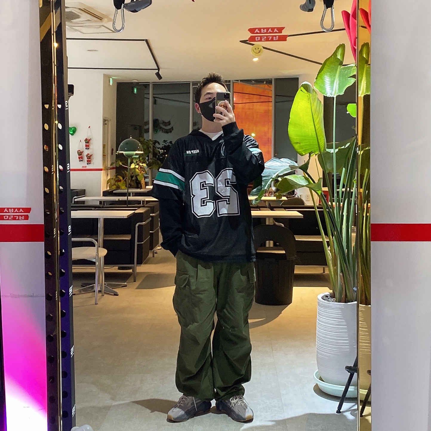 이제야 나도 있는 이지700 | KREAM