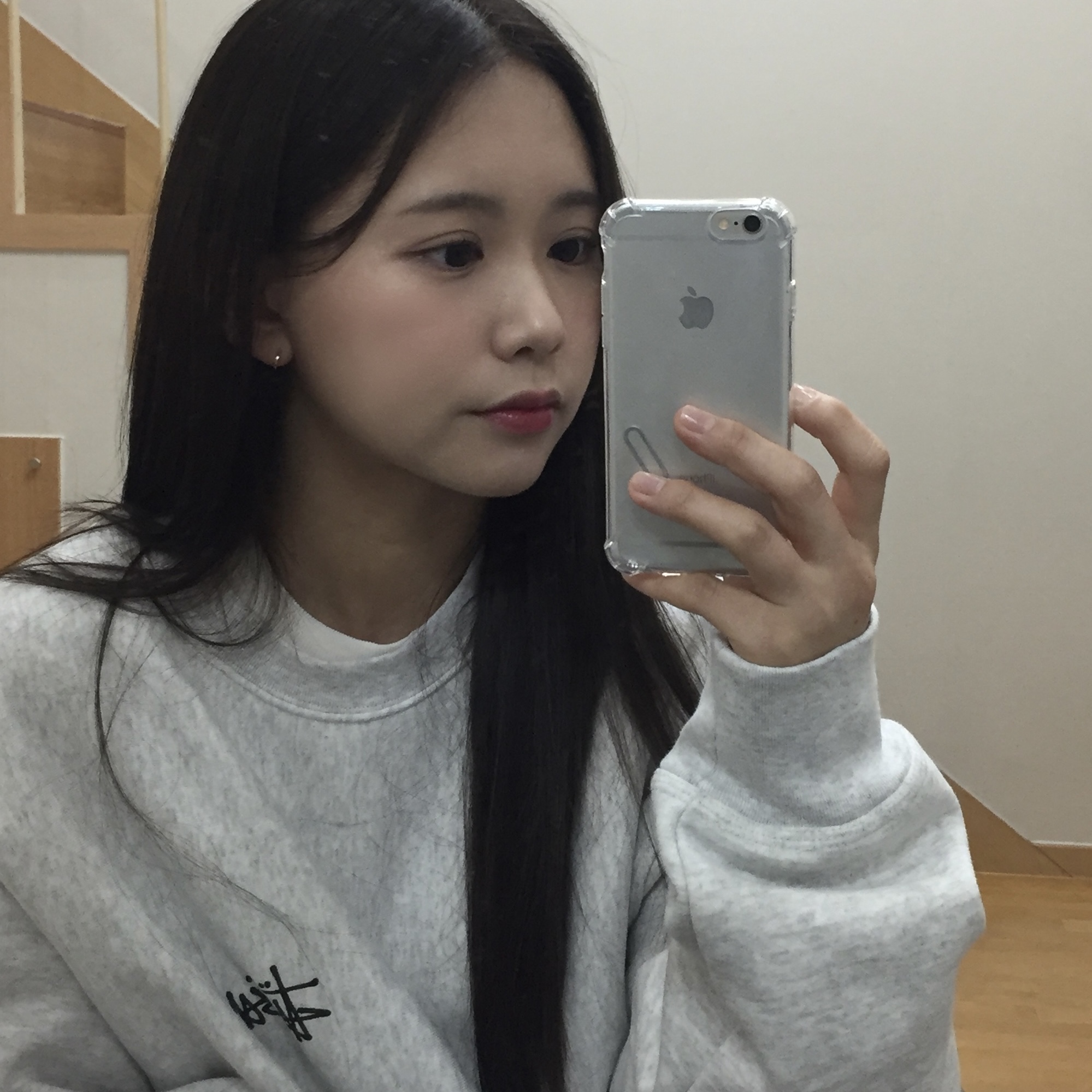 insta : my_s... (@jungguma) 님의 게시물 | KREAM