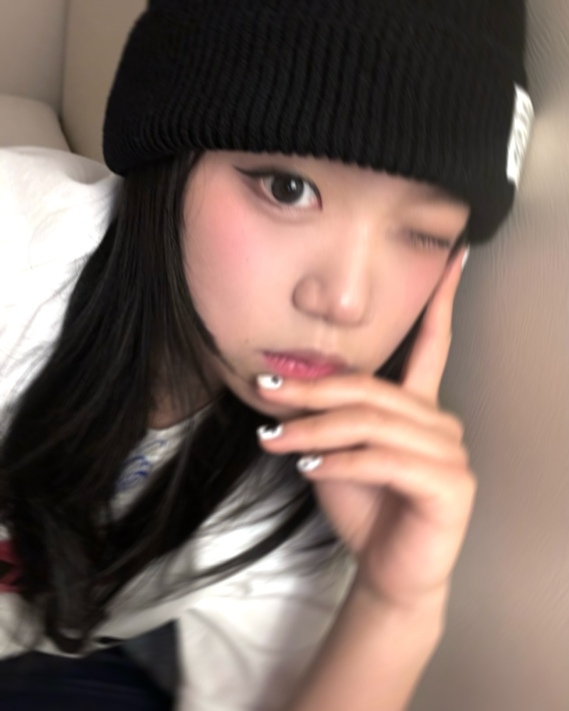 이다운 (@umoppel) 님의 게시물 | KREAM