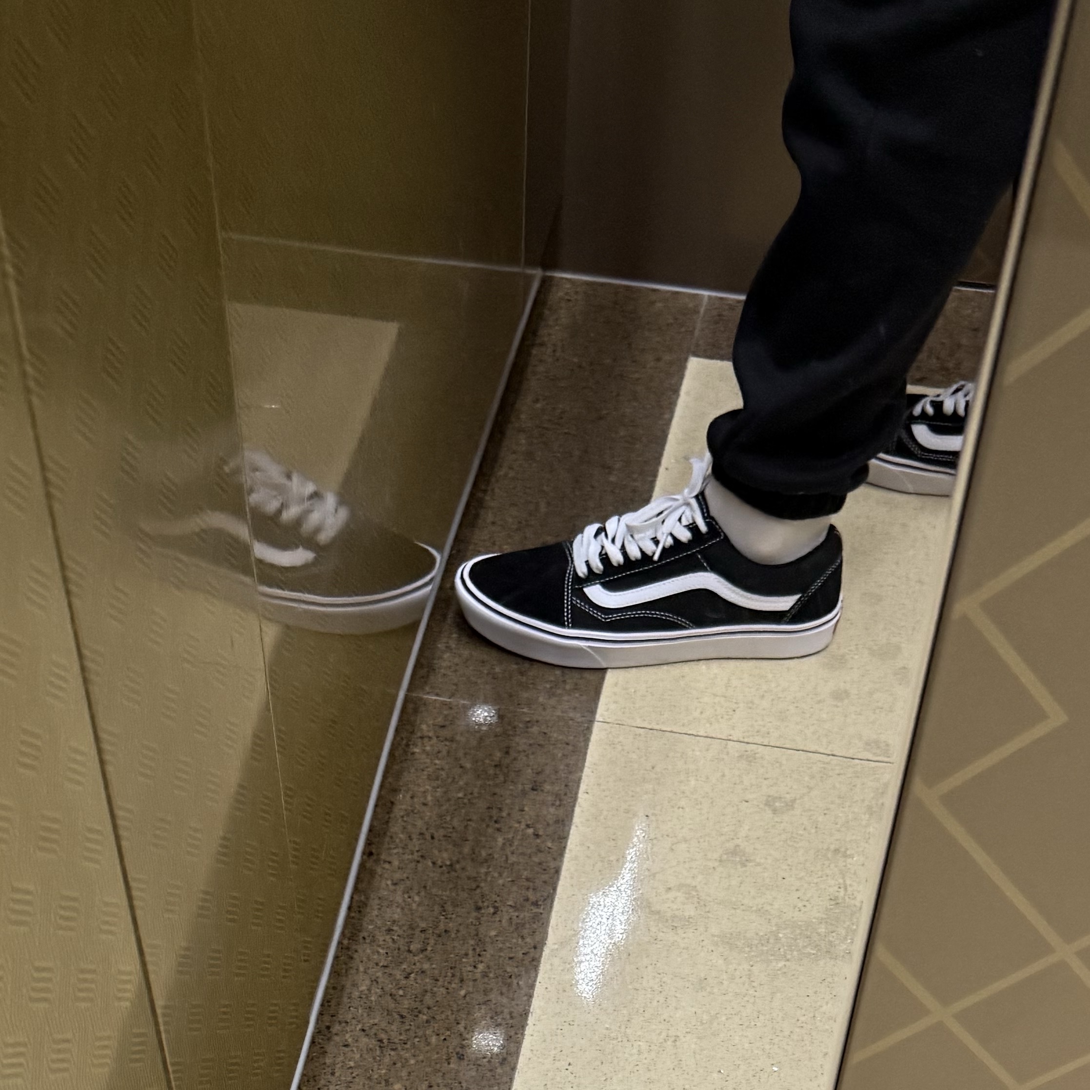 pink_man (@pink_man) 님의 게시물 | KREAM