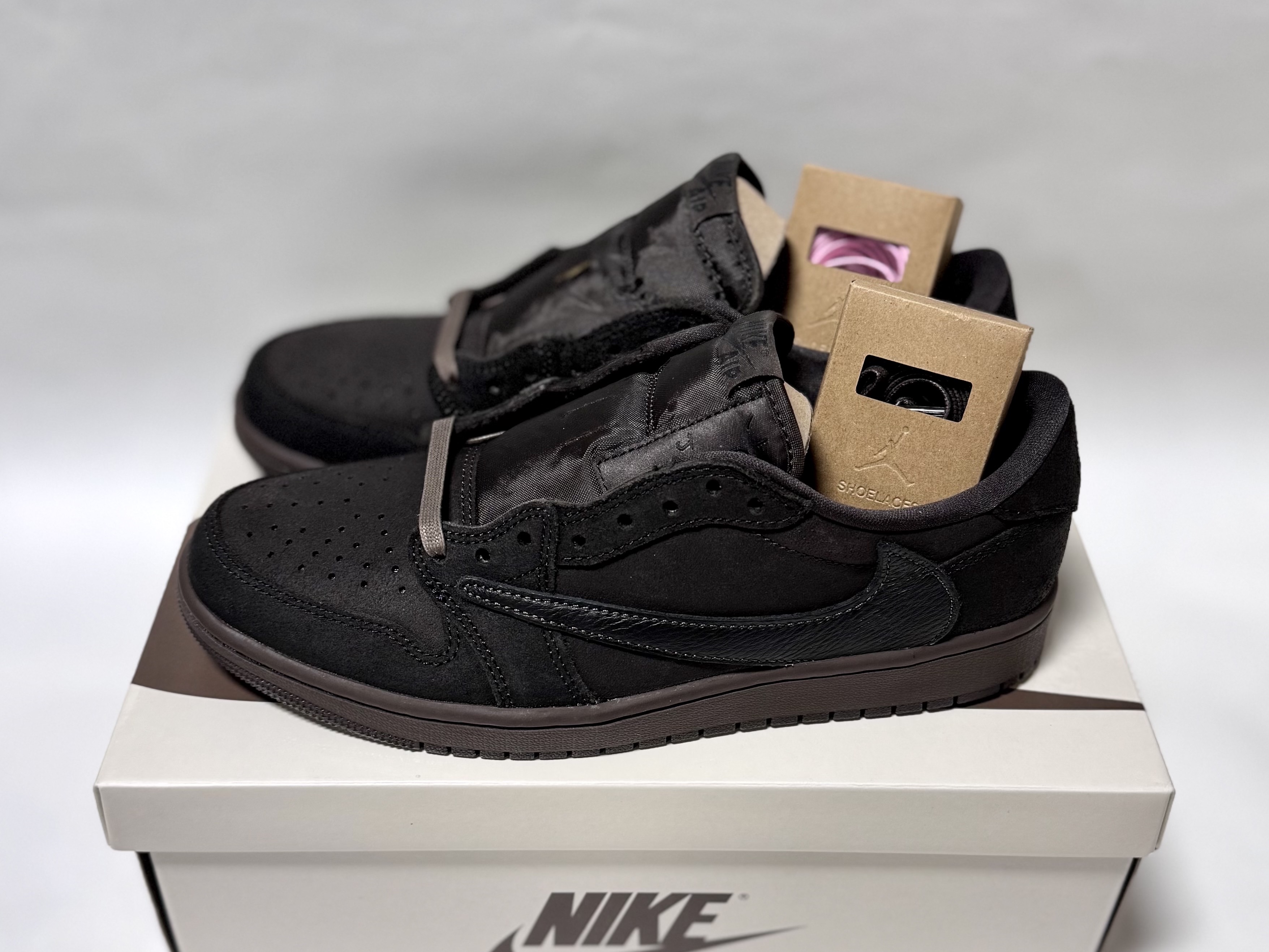 @jj_c._.1 (@jc2____) 님의 게시물 | KREAM