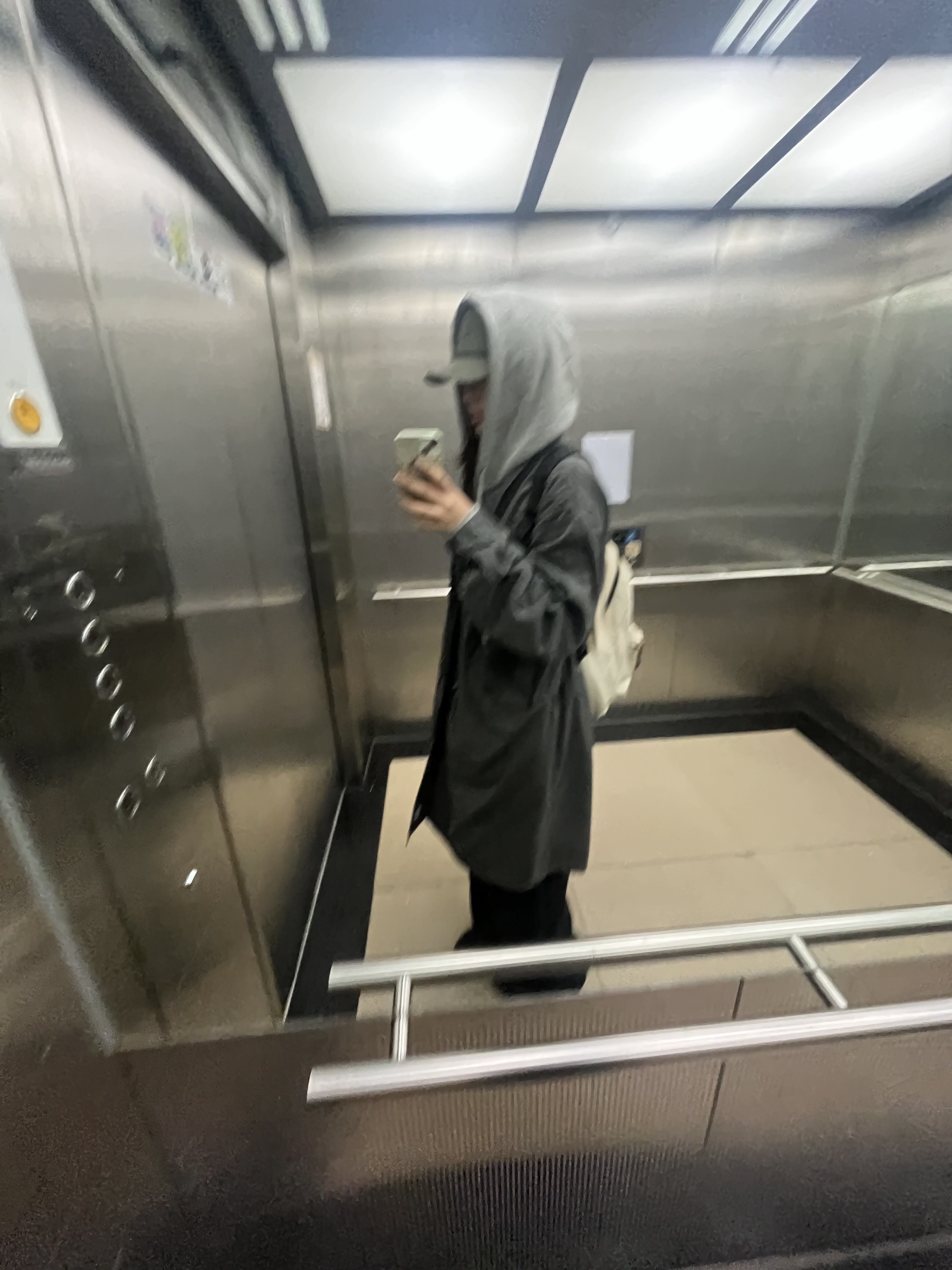 홍여원 (@nowoeygnoh) 님의 게시물 | KREAM