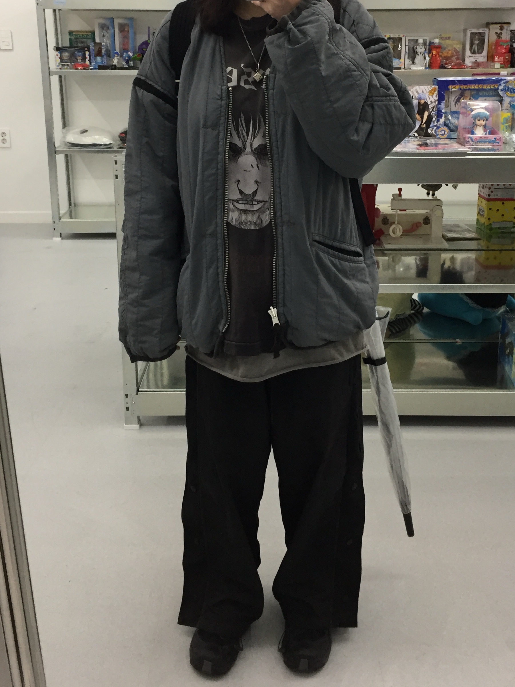 (@golocat) 님의 게시물 | KREAM