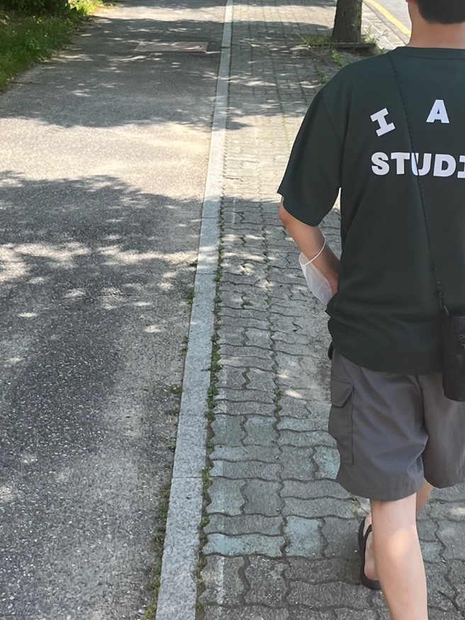 (@se._.op) 님의 게시물 | KREAM