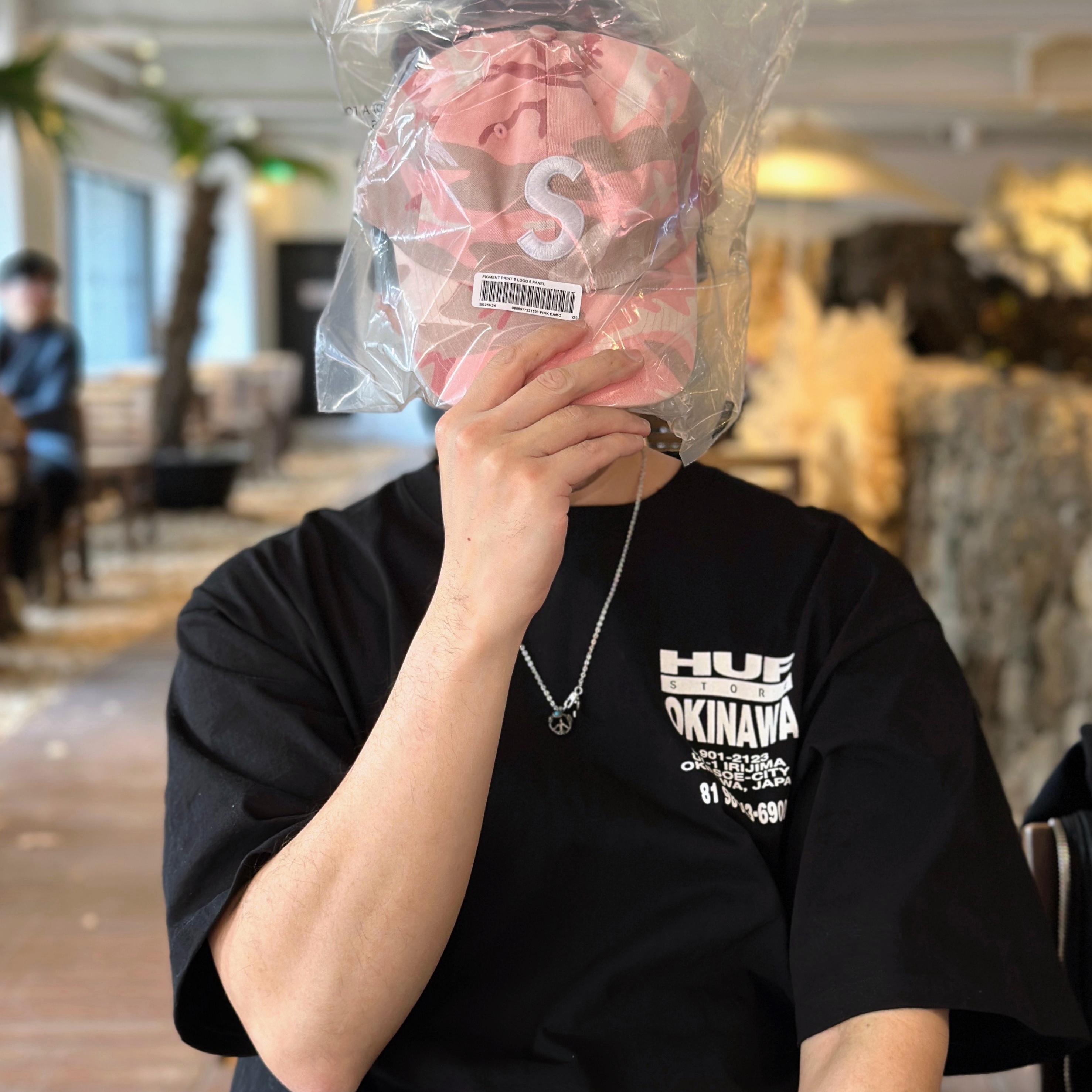 떤 더 (@you_are_so_far) 님의 게시물 | KREAM