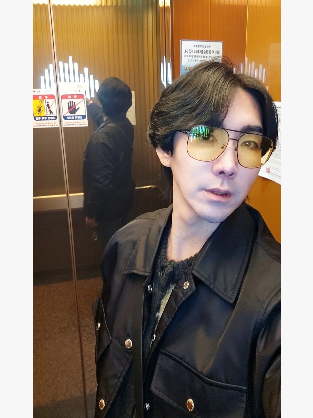 김 현 (@_kim_hyun_) 님의 게시물 | KREAM