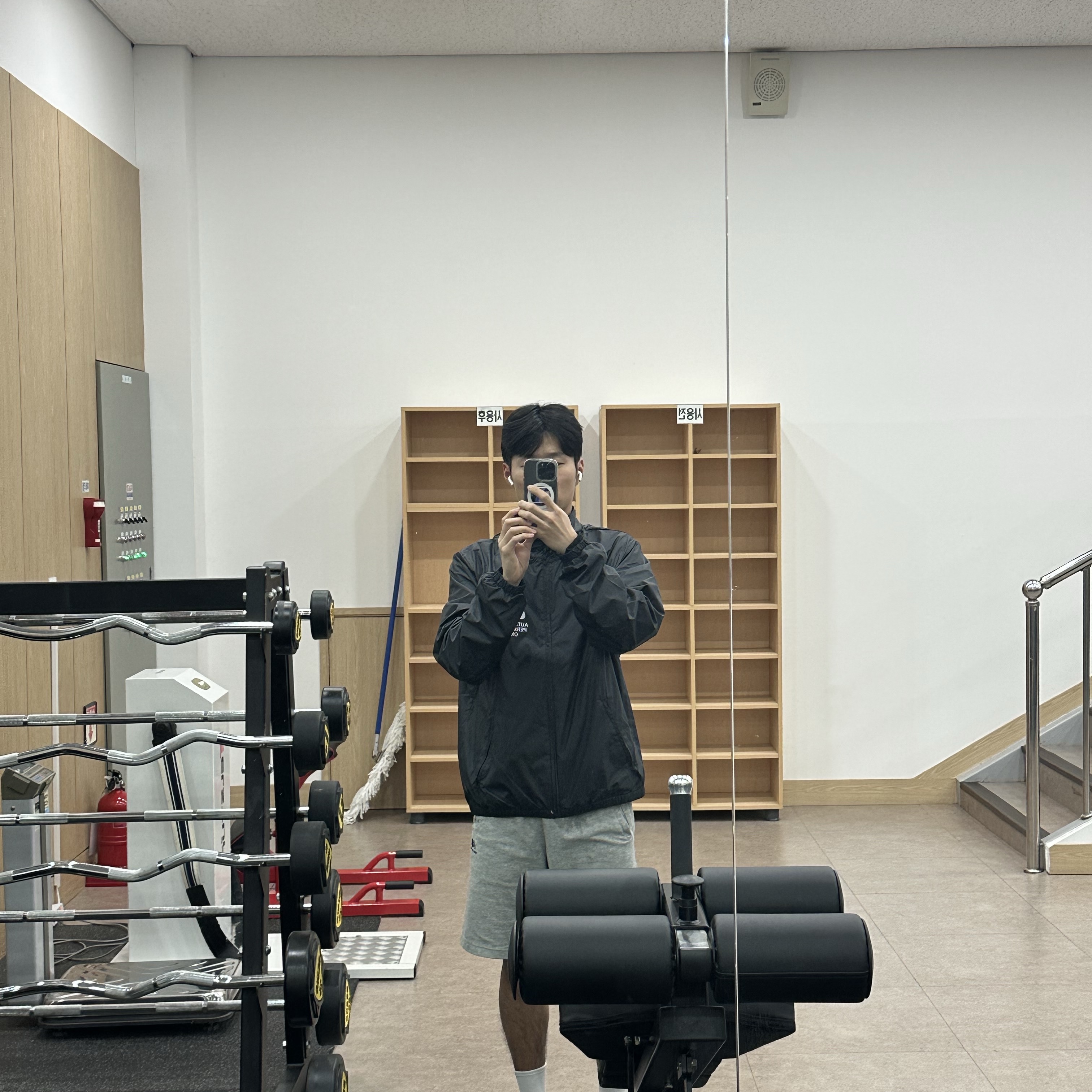 ekehfflrl (@no.7kante) 님의 게시물 | KREAM