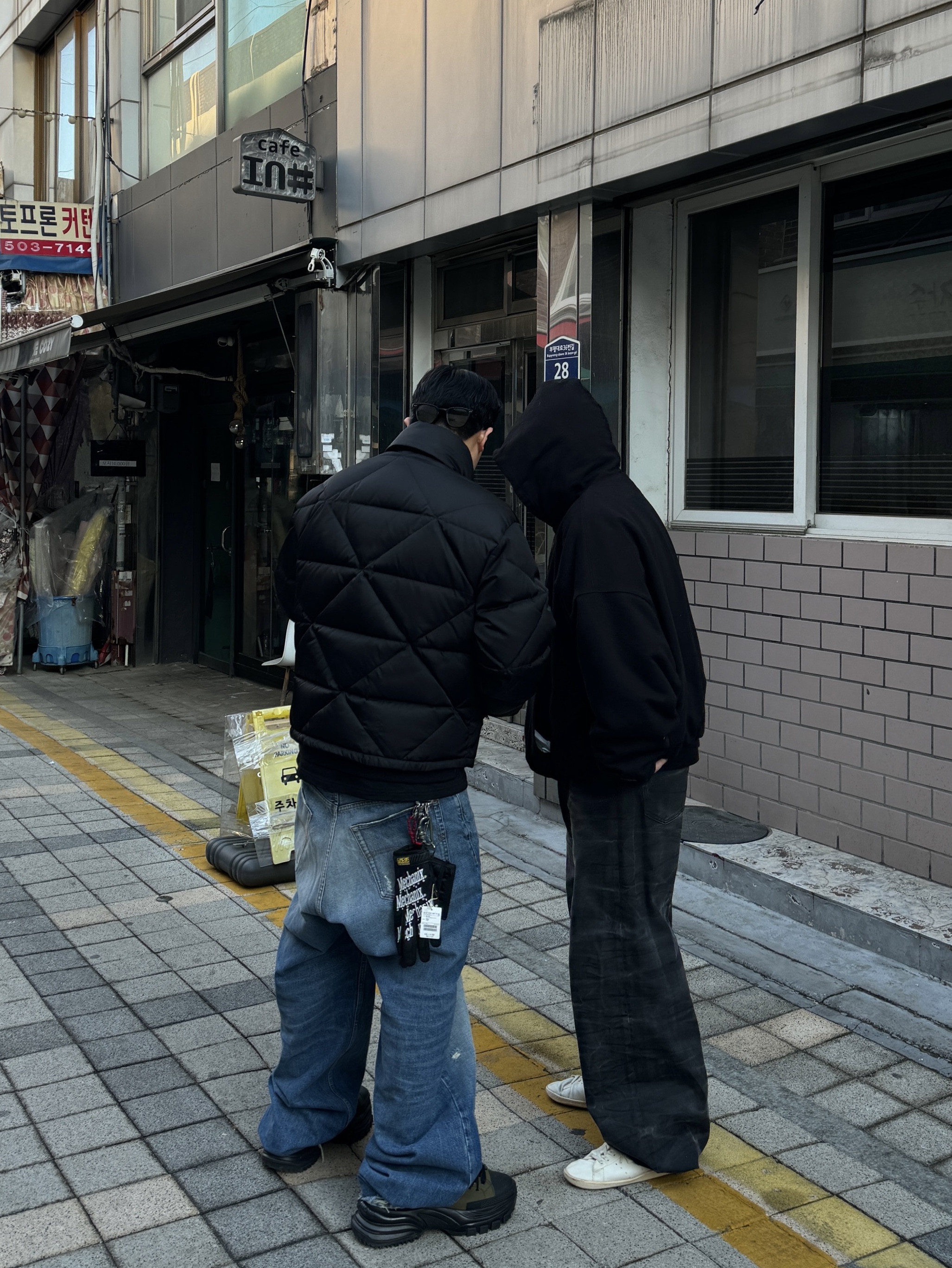 (@l__________eo) 님의 게시물 | KREAM