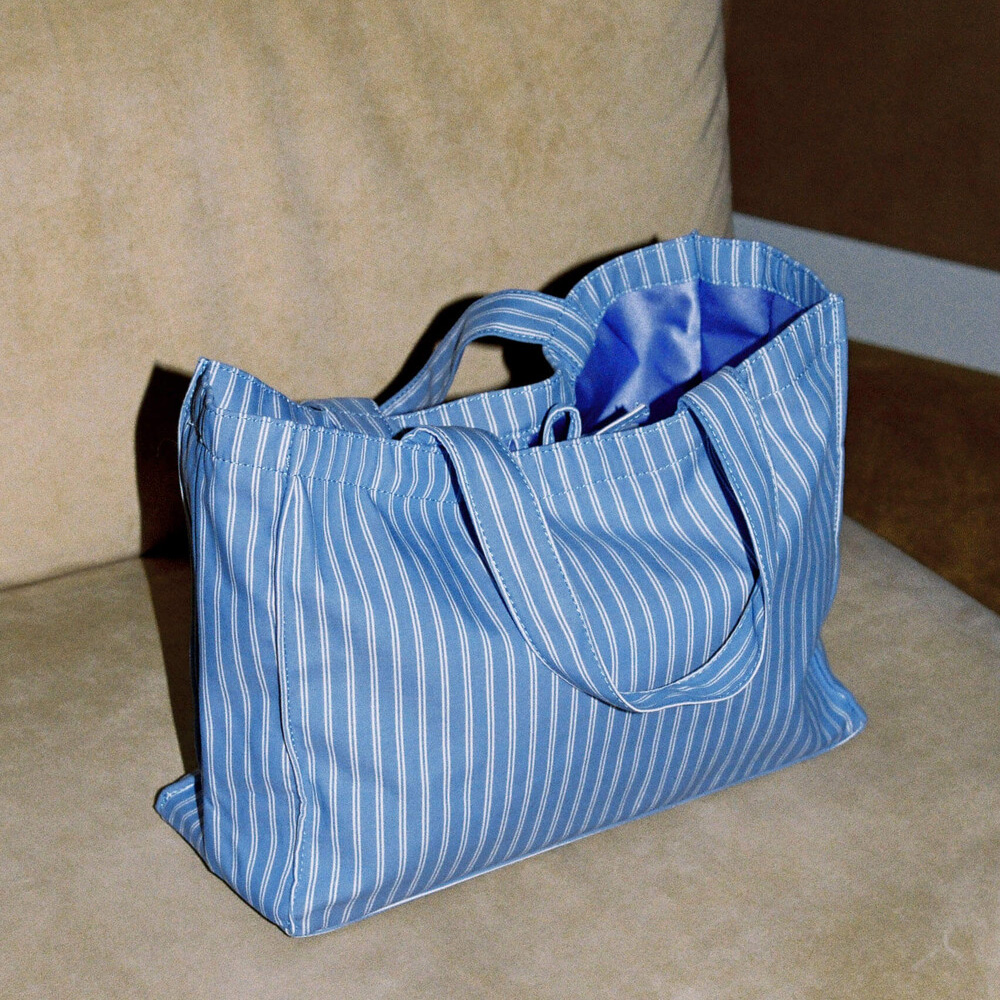 하이 베르나데뜨 블루 스트라이프 | Hai | KREAM