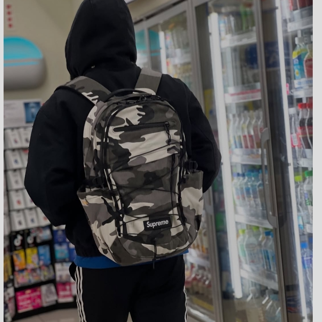 슈프림 백팩 스노우 카모 - 25SS | KREAM