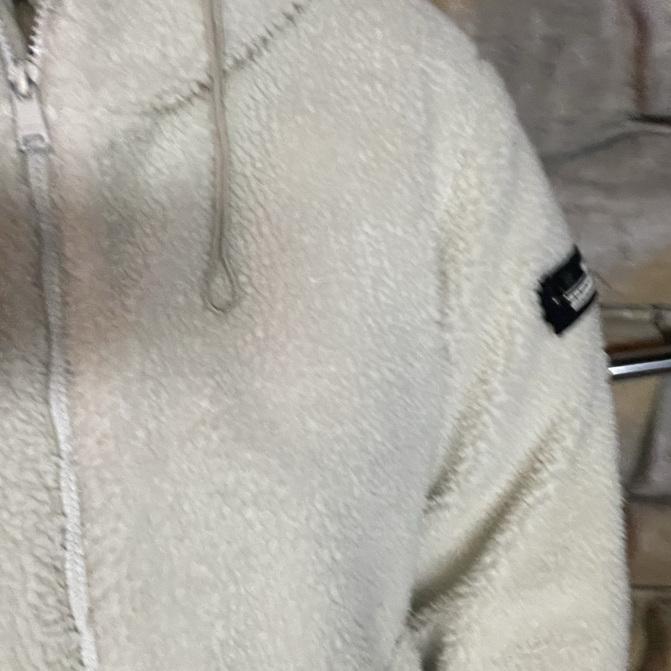 쵸 (@chiiiyo) 님의 게시물 | KREAM