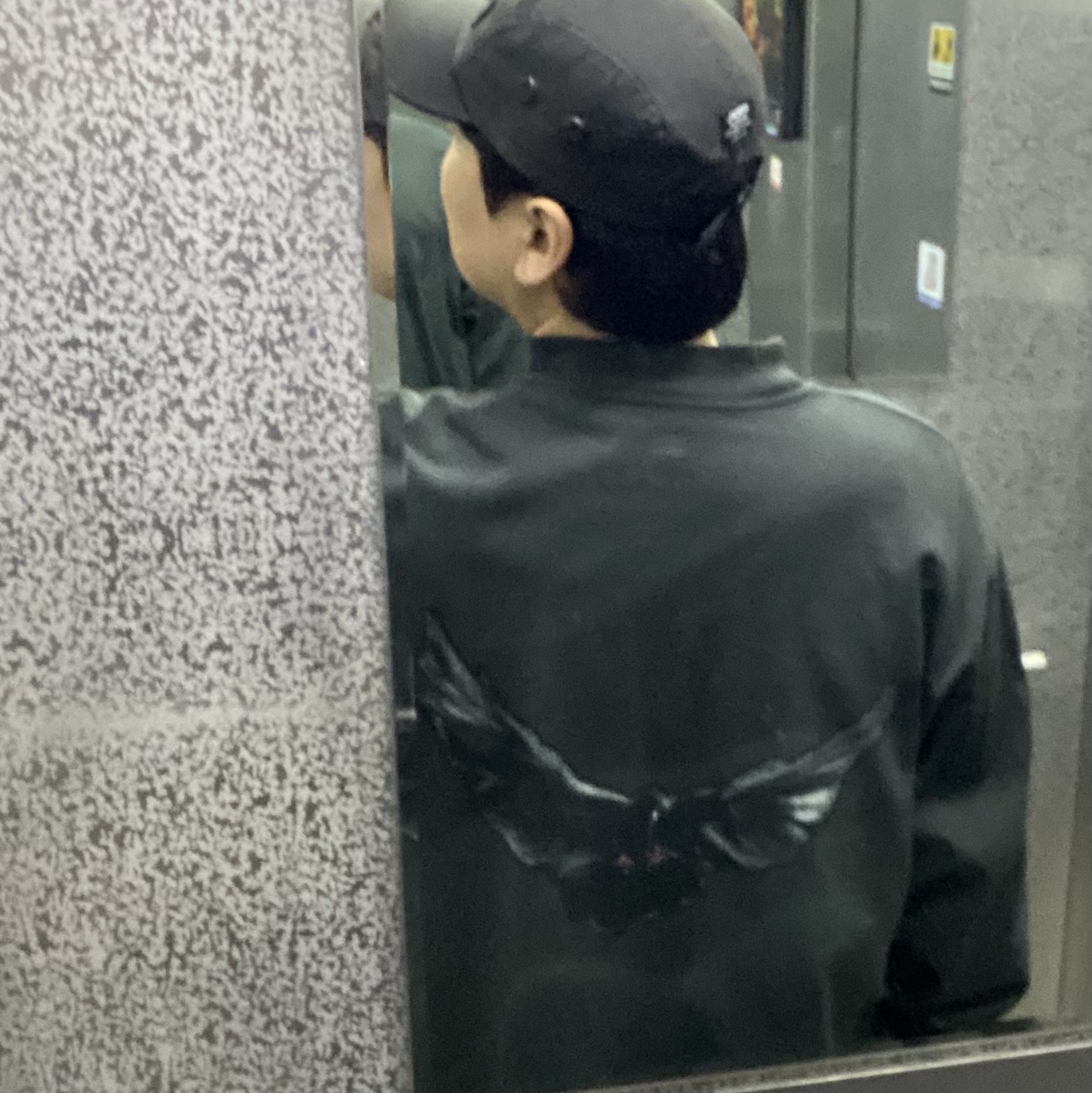 thebest (@thebestb) 님의 게시물 | KREAM