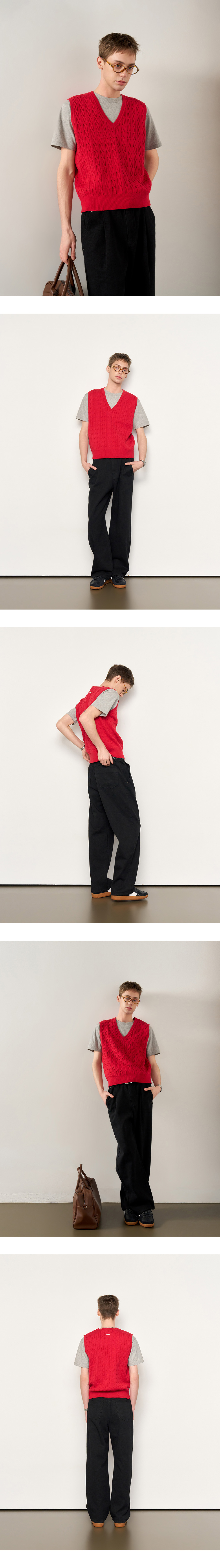 제너럴아이디어 맨 에센셜 브이넥 케이블 베스트 레드 | GENERAL IDEA | KREAM