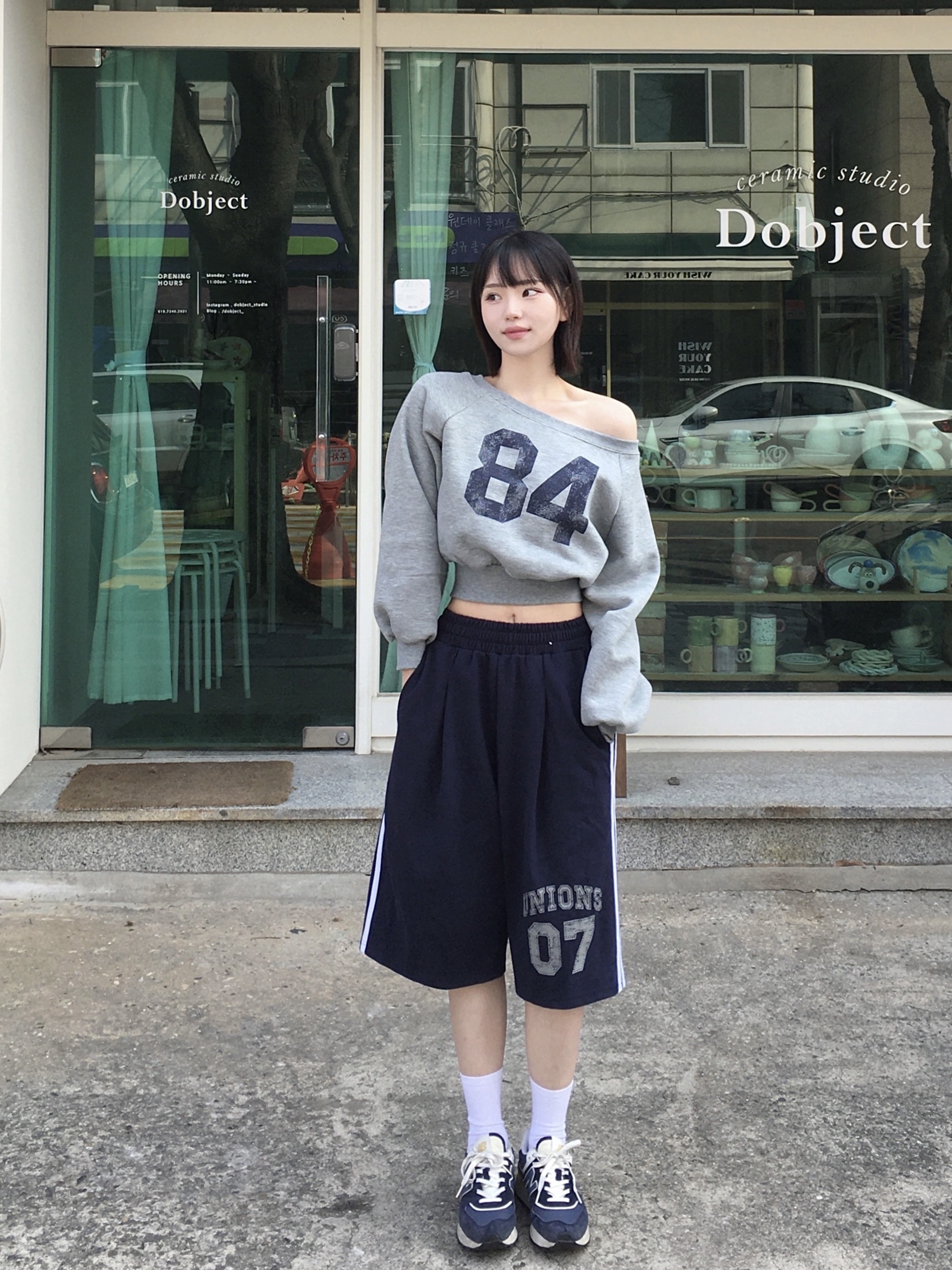 84년생 아닙니다 | KREAM