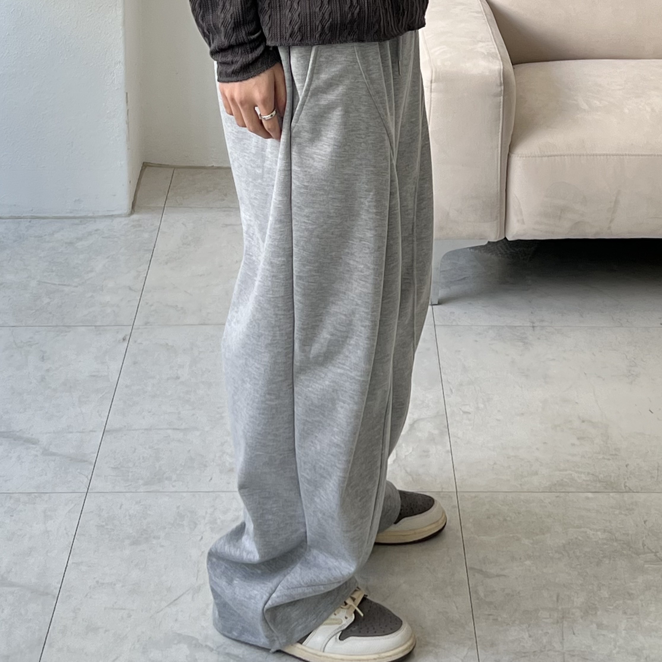 (@otlotll) 님의 게시물 | KREAM