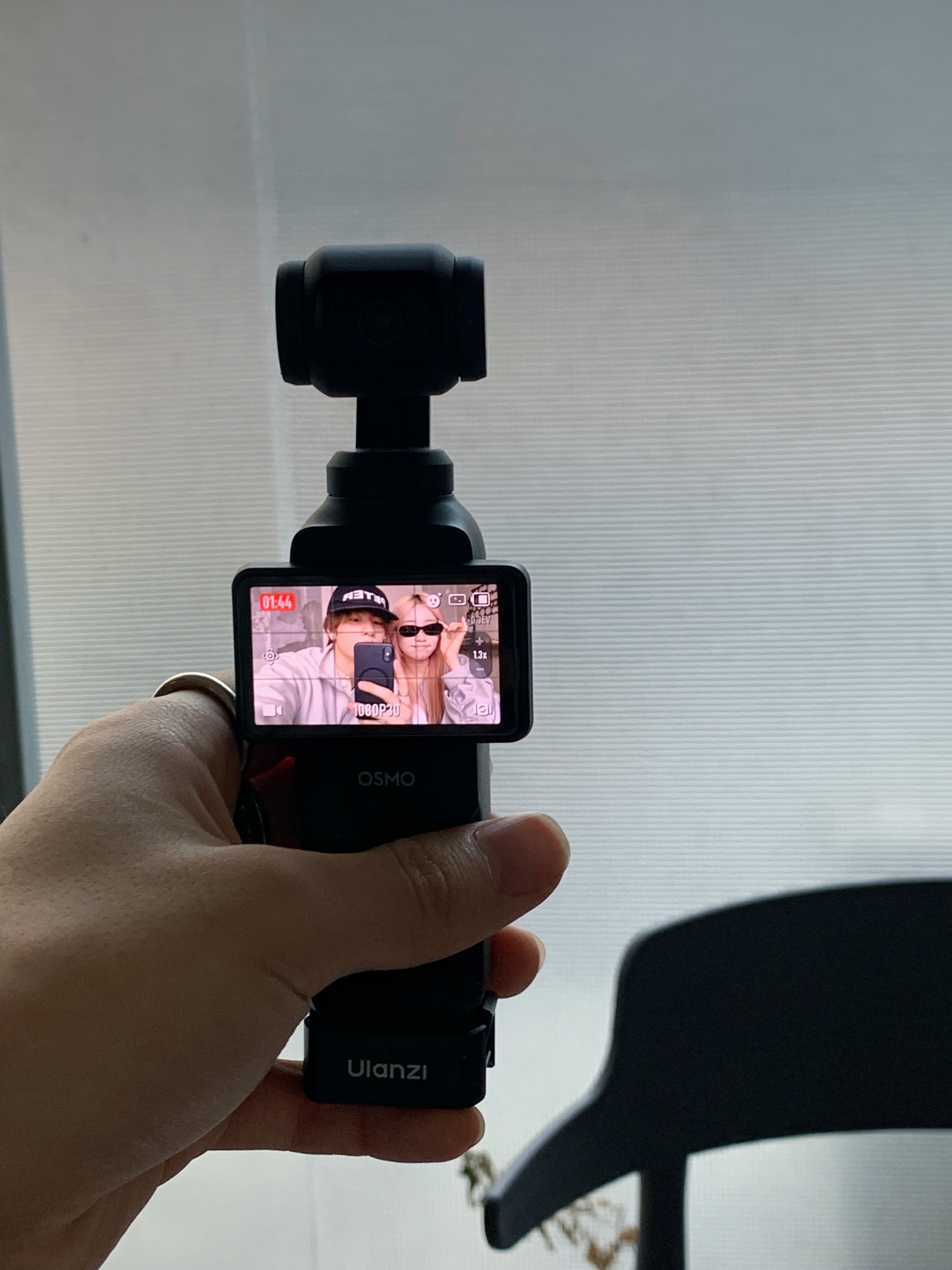 정동수 (@_dong.su) 님의 게시물 | KREAM