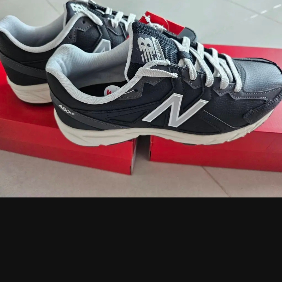 뉴발매니아 (@qv4tqq) 님의 게시물 | KREAM