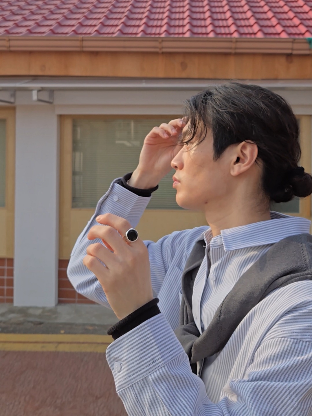 왜 봄 오다 말지?! | KREAM