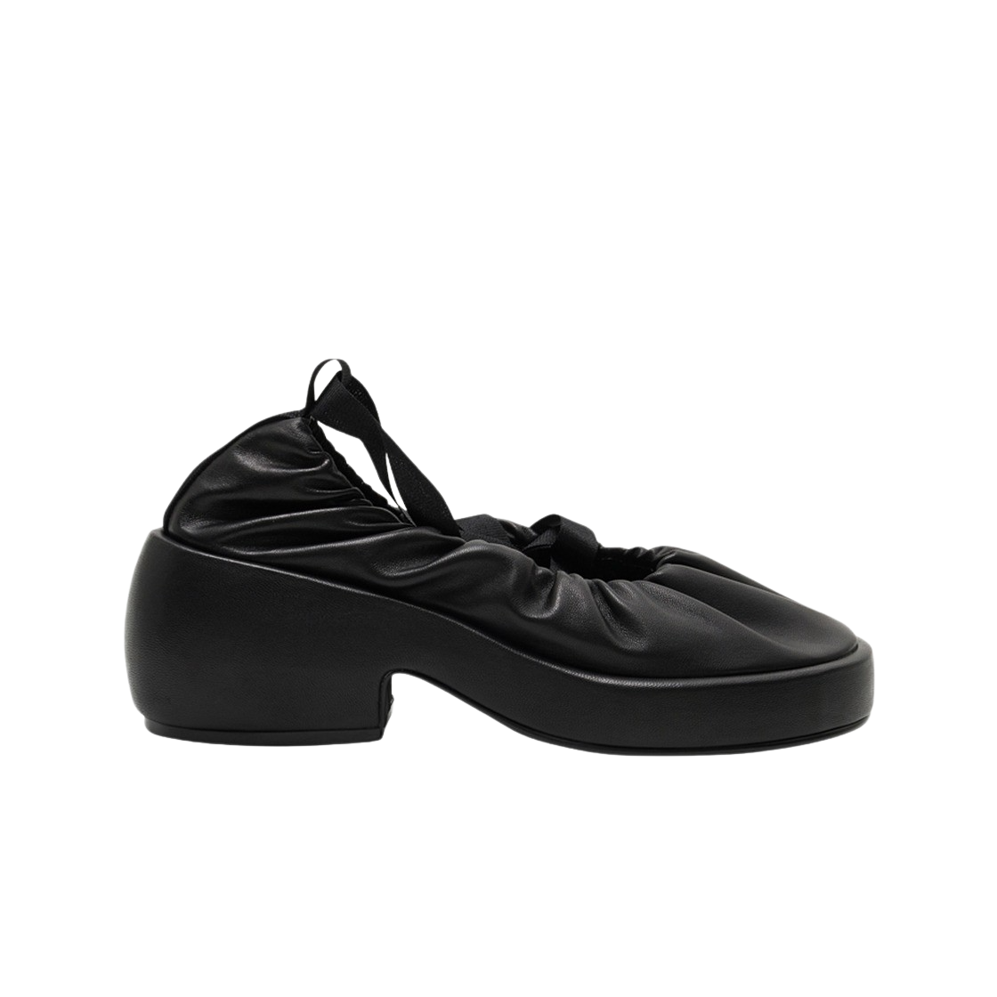 아모멘토 우먼 셔링 힐 블랙 - 24FW | AMOMENTO | KREAM