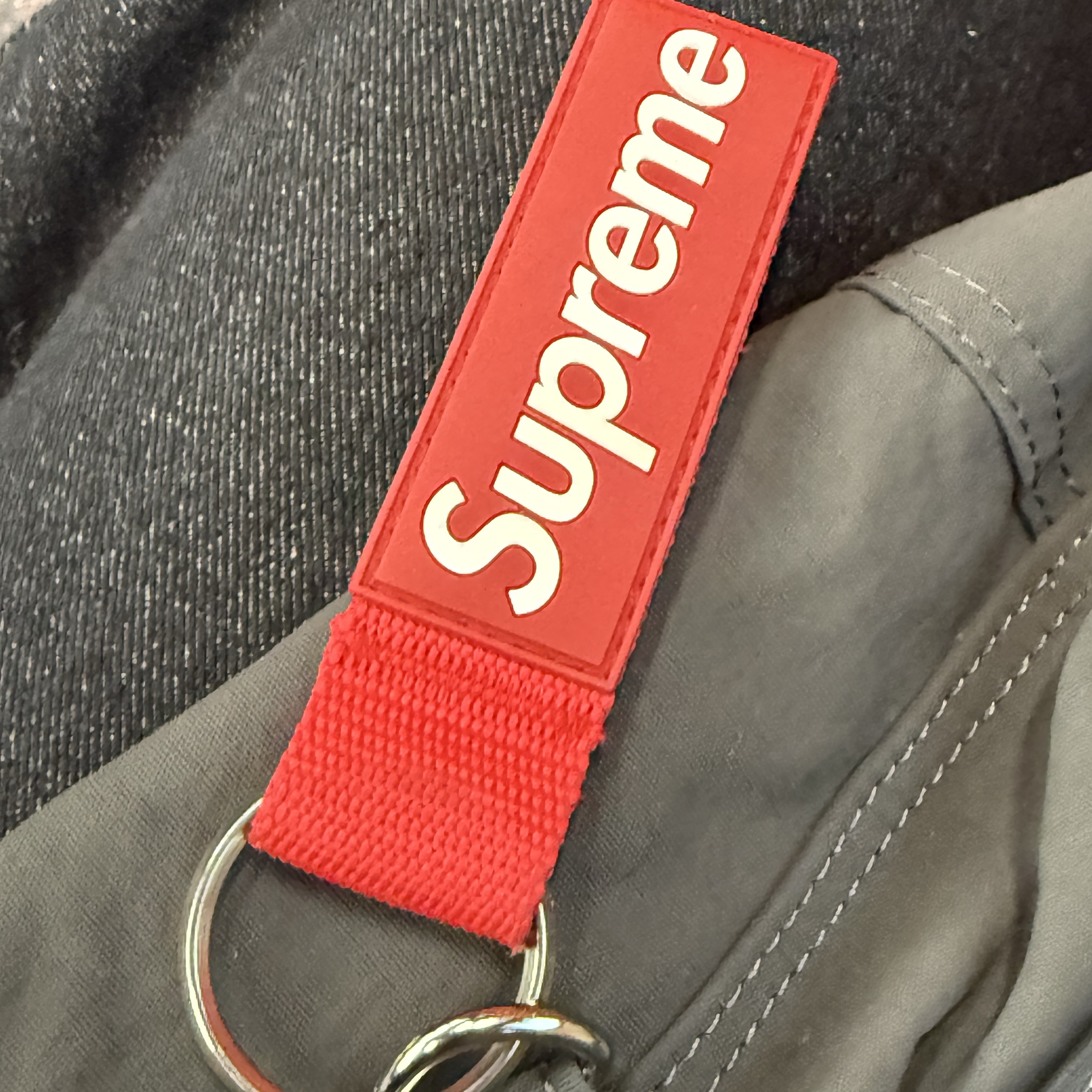 알콩 (@seo._.hyvv) 님의 게시물 | KREAM