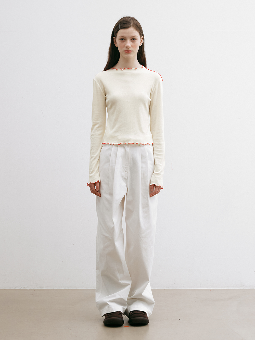 영오 릴렉스 투턱 코튼 팬츠 화이트 | YOUNGOH | KREAM