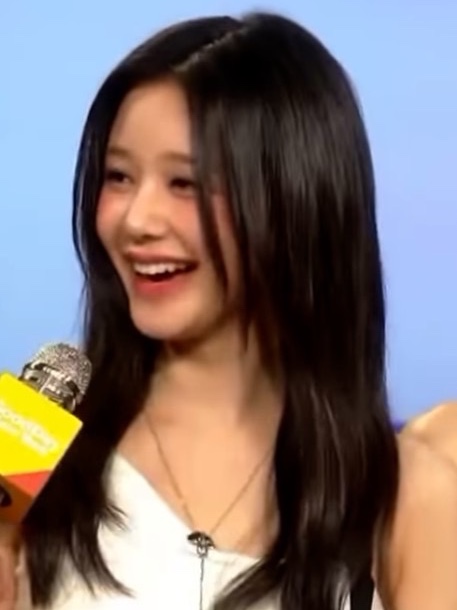 oneul.codi (@oneul.codi) 님의 게시물 | KREAM