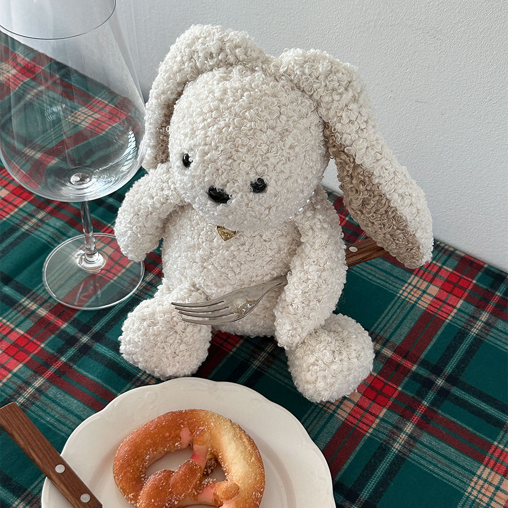 QUARTEVV 브랜드 위크 | KREAM