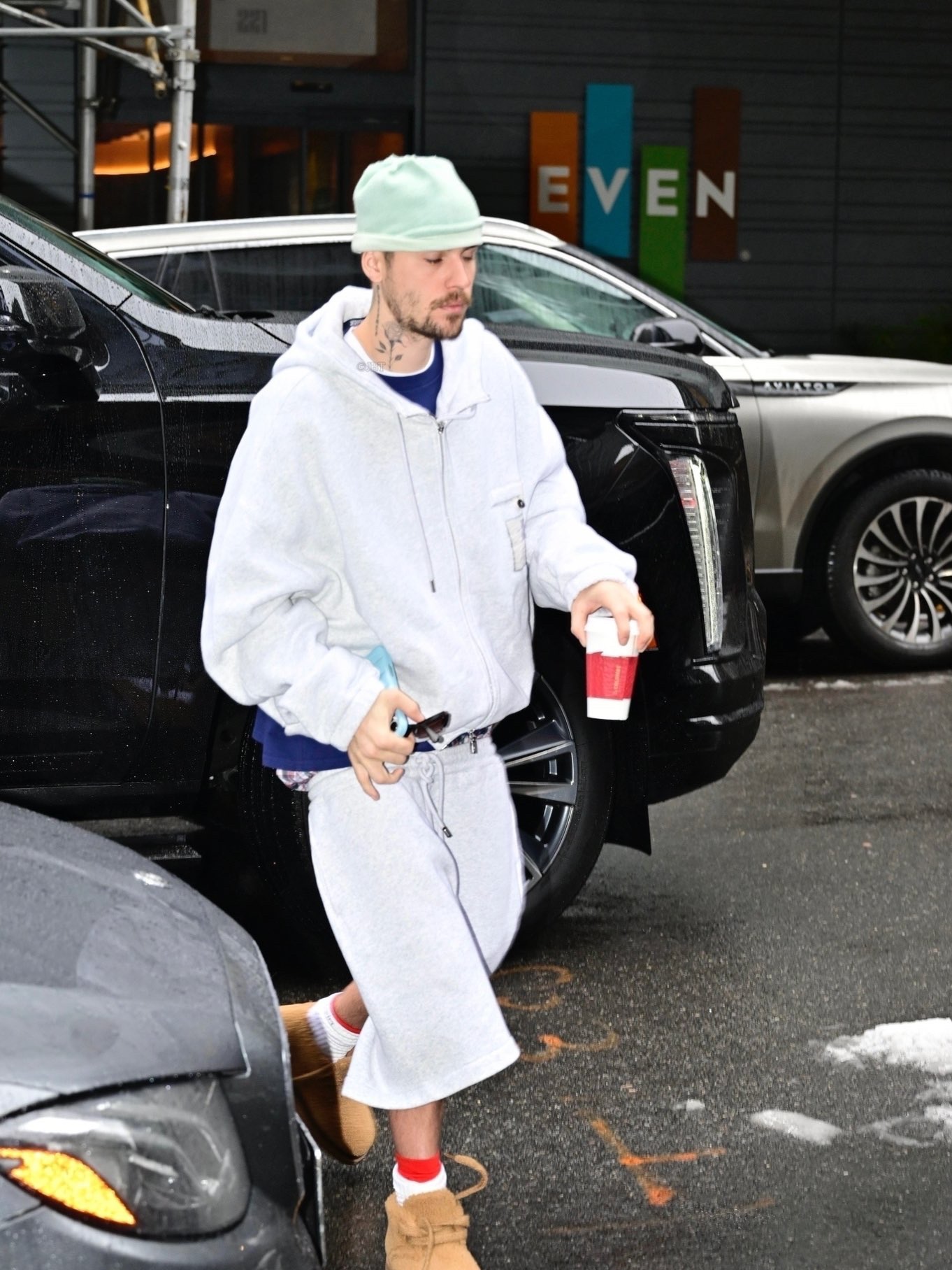 2025년 2월 6일 | KREAM