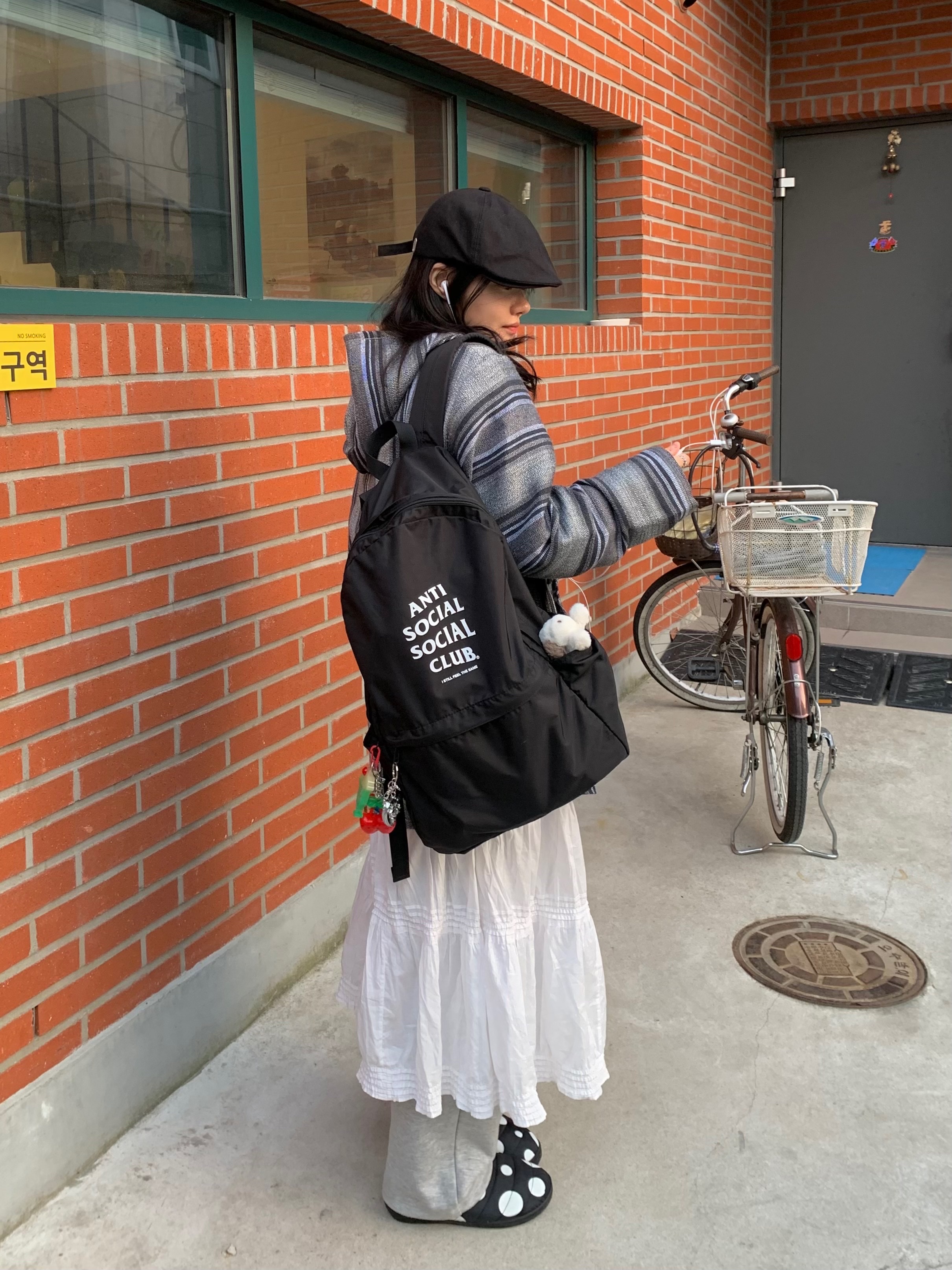 🙂🙃🙂 | KREAM