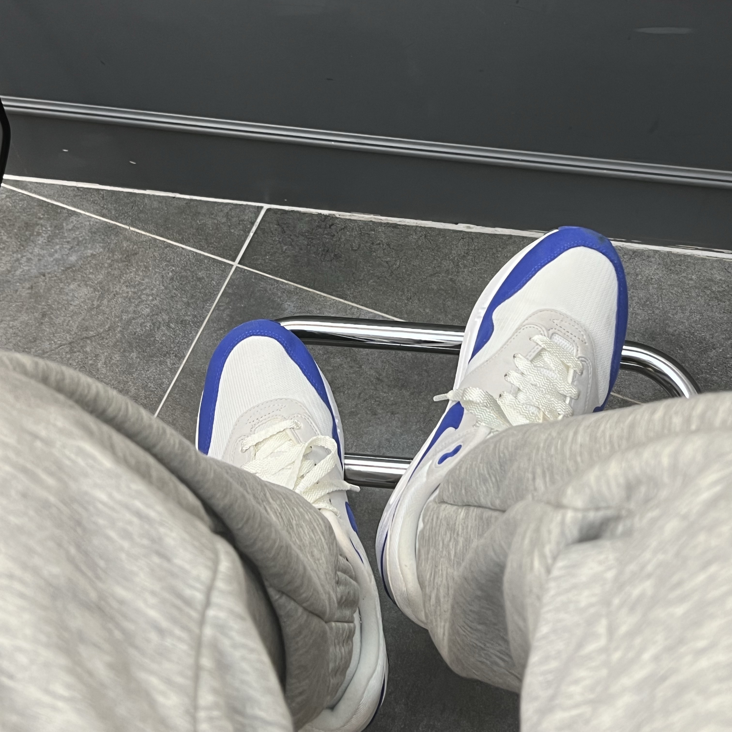 Benjamin (@mylove_nana) 님의 게시물 | KREAM