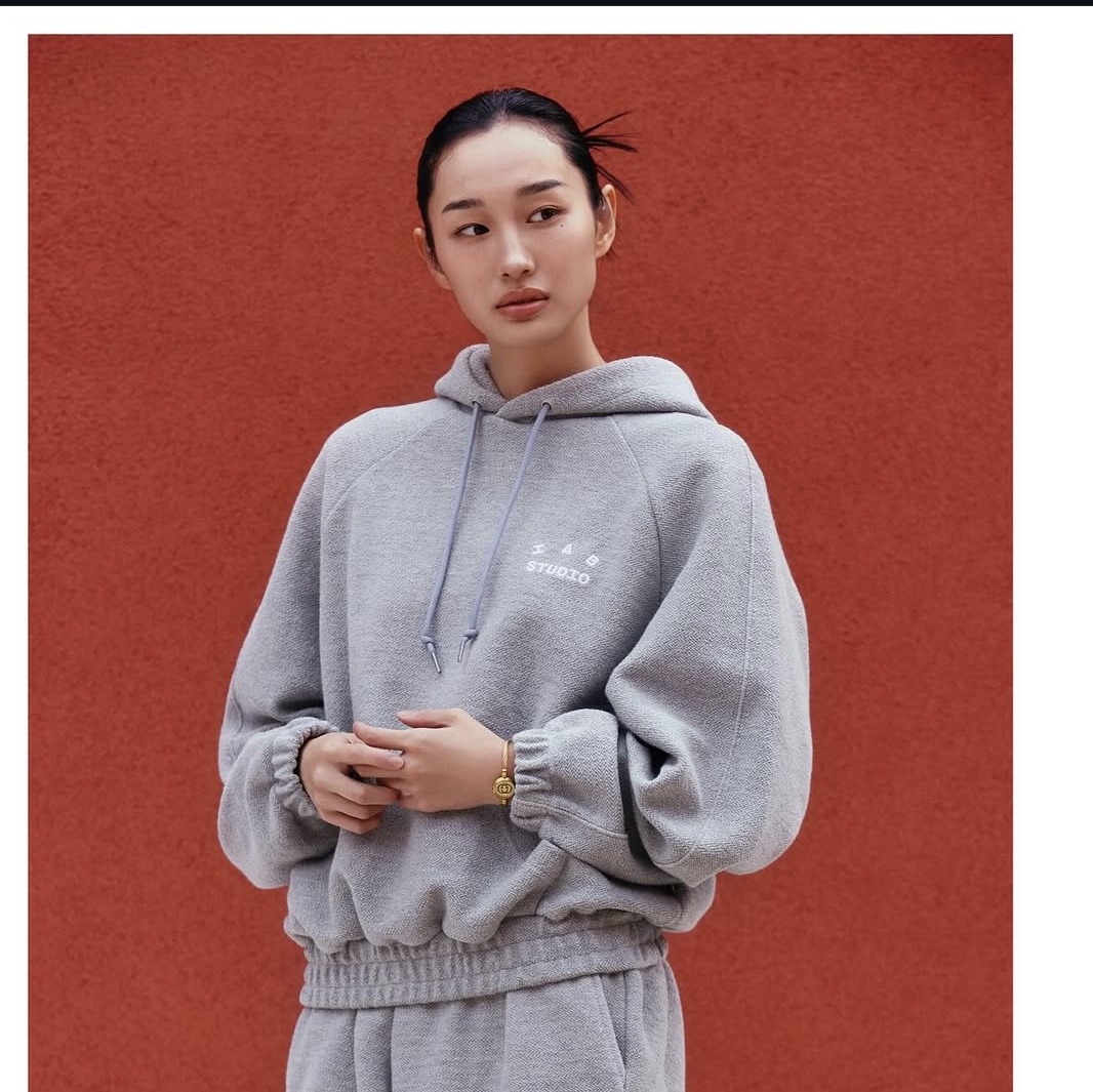 호잉ㅇ (@mvsr6i) 님의 게시물 | KREAM