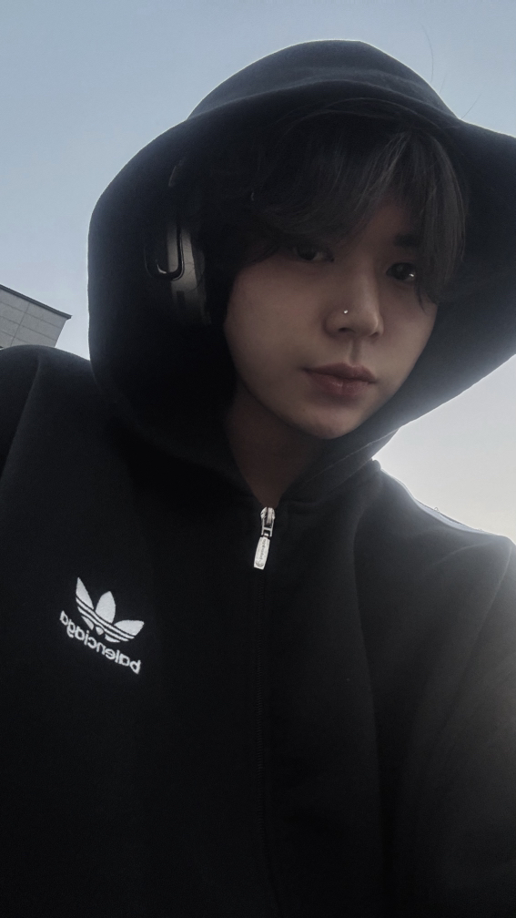 IG: @woozlxn (@woozlxn) 님의 게시물 | KREAM