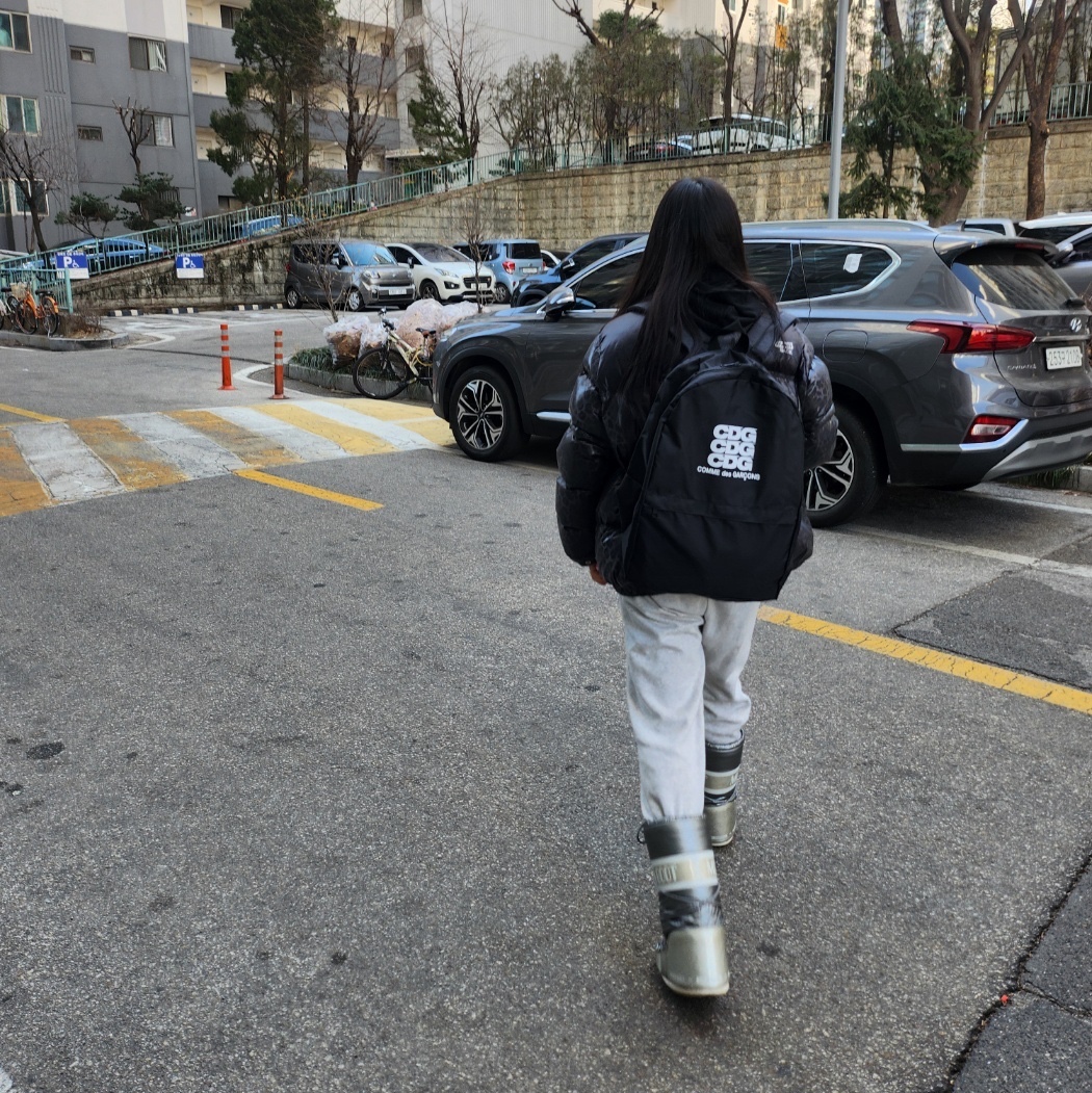 jyeon0125 (@ter5v2) 님의 게시물 | KREAM