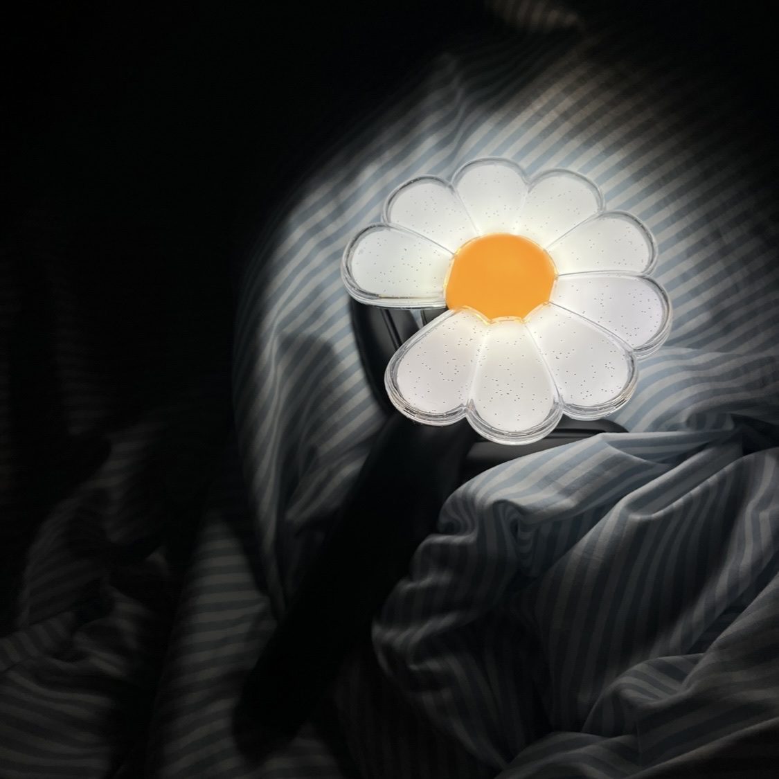 나익희 (@drow_act) 님의 게시물 | KREAM