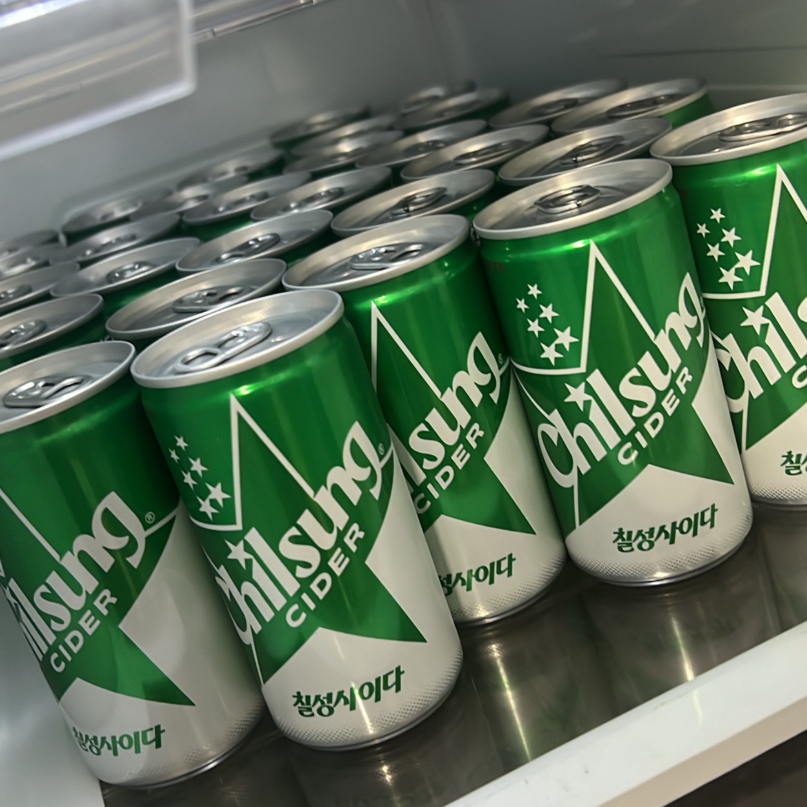 똥쓰 (@na_huya) 님의 게시물 | KREAM