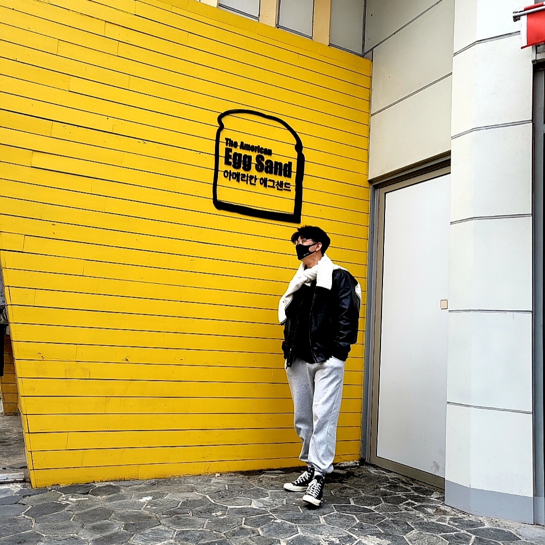 (@uprightrow_...) 님의 게시물 | KREAM