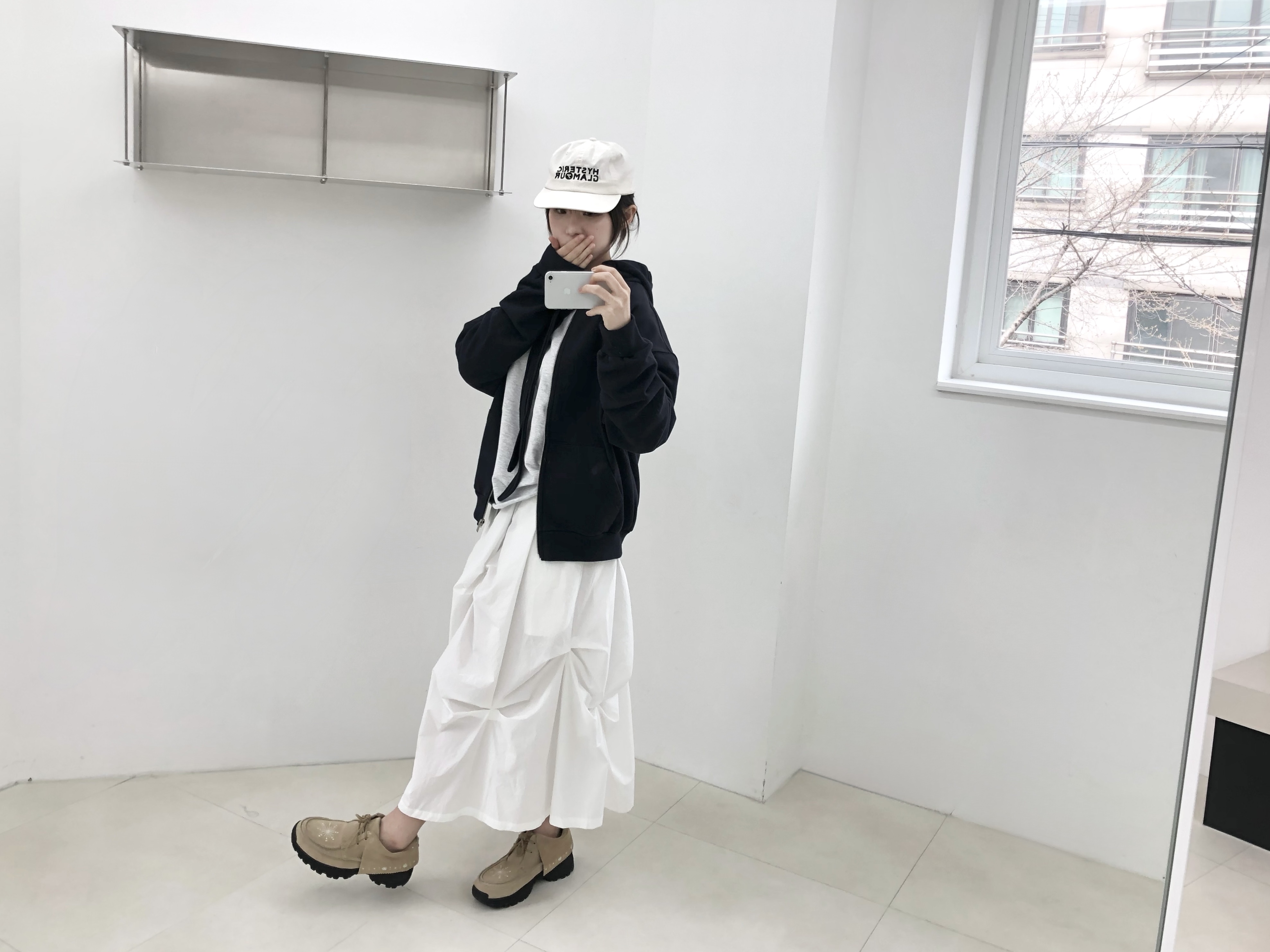 밀로아카이브x네거티브쓰리 | KREAM