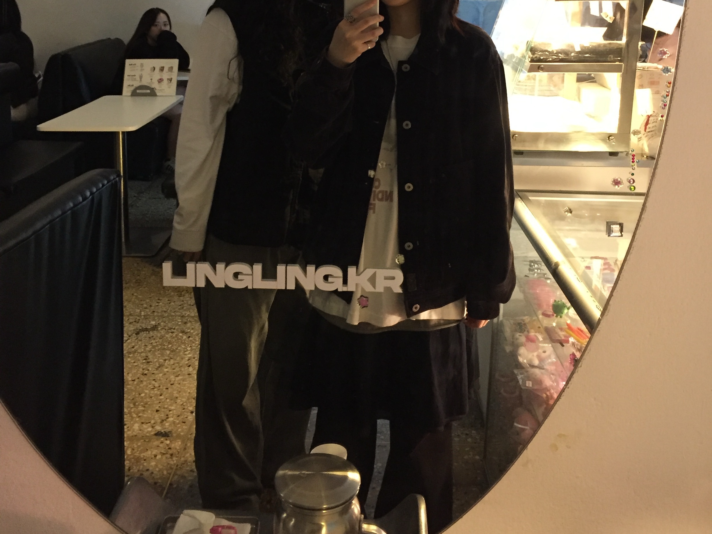 (@golocat) 님의 게시물 | KREAM