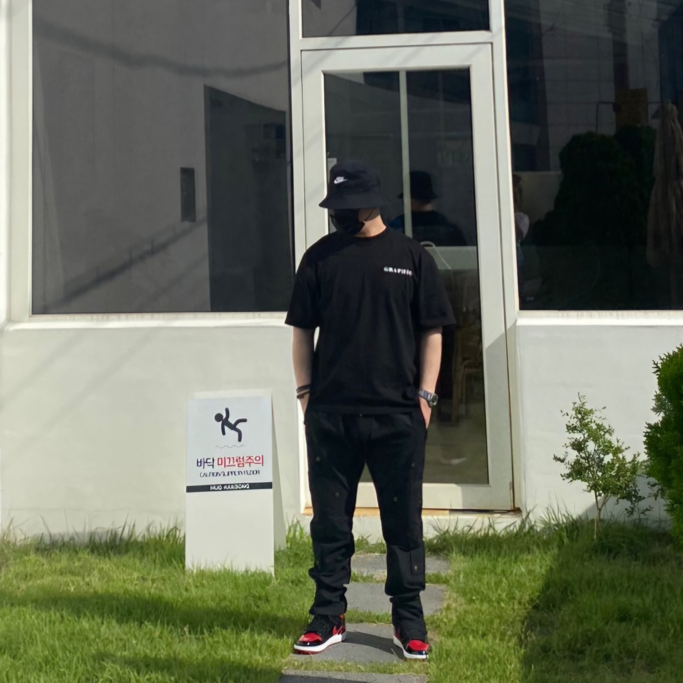 HUN (@neomes) 님의 게시물 | KREAM