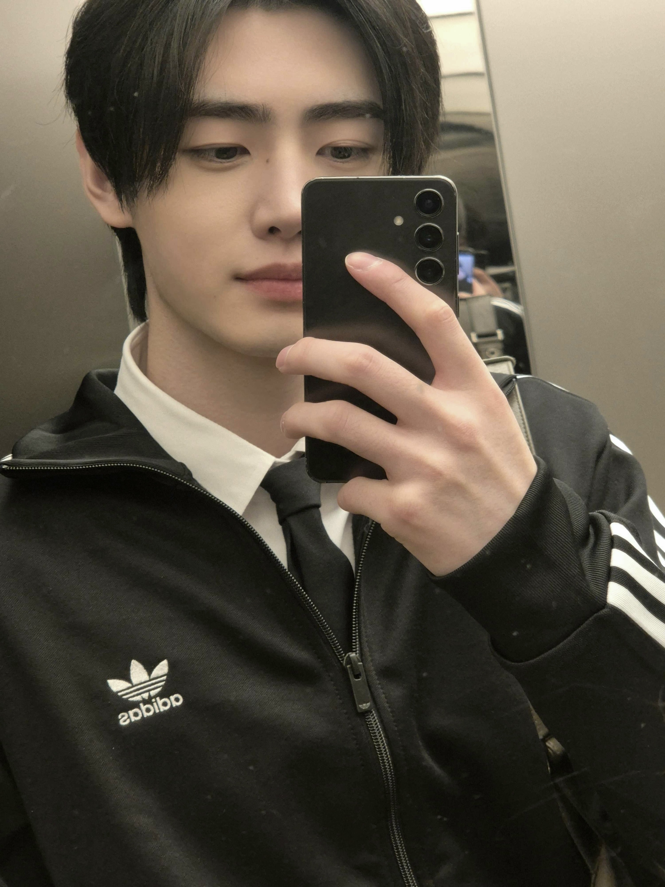 (@enhypen_) 님의 게시물 | KREAM