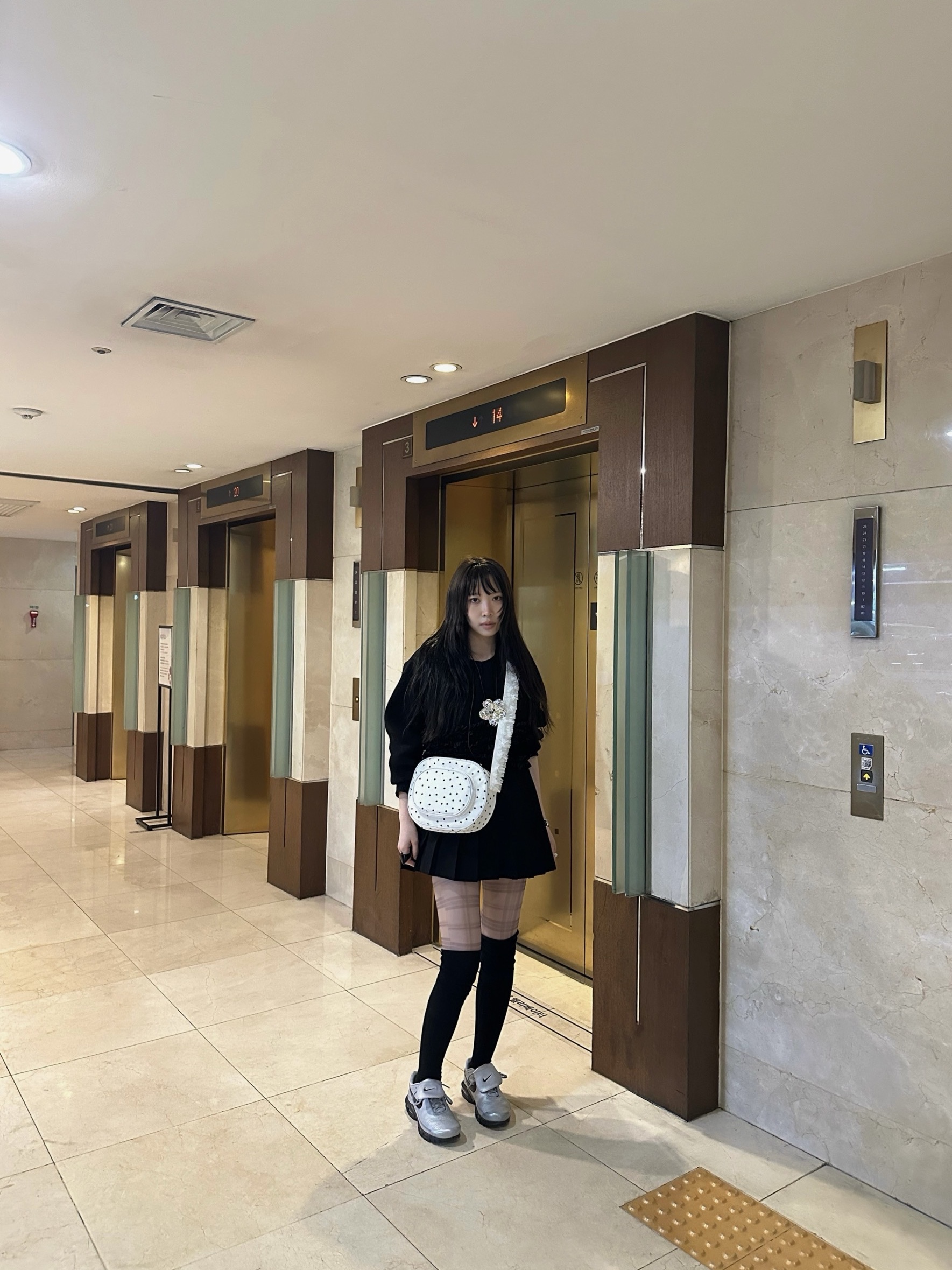 oneul.codi (@oneul.codi) 님의 게시물 | KREAM