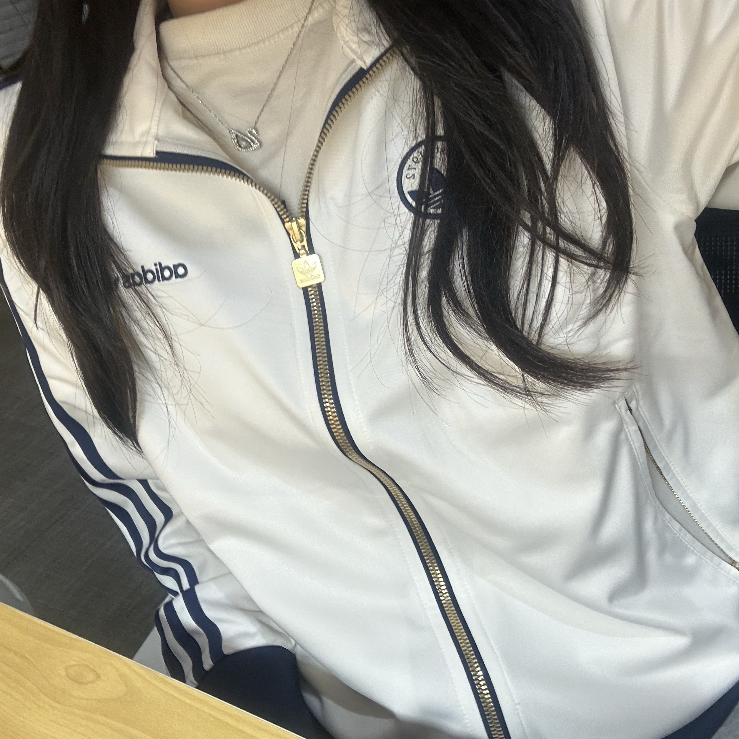 soojiii (@suzyddang) 님의 게시물 | KREAM