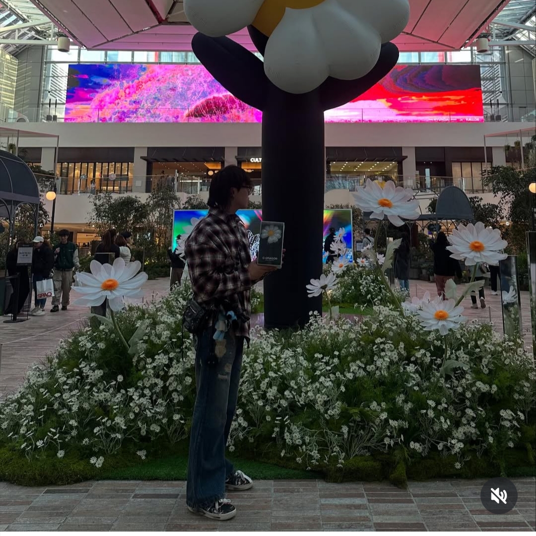 (@w134ah) 님의 게시물 | KREAM