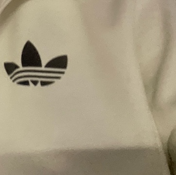 (@333.3) 님의 게시물 | KREAM