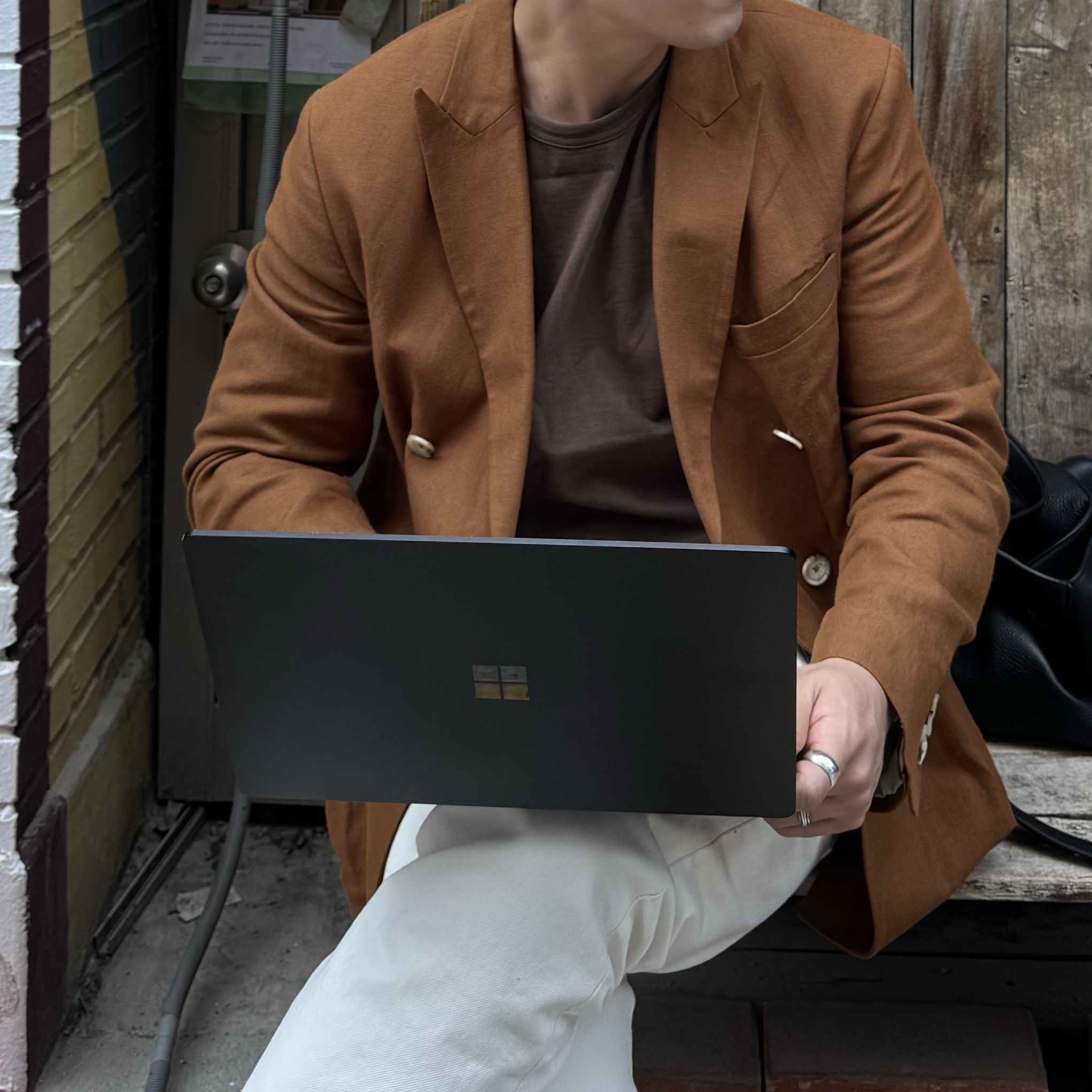 (@goraf) 님의 게시물 | KREAM