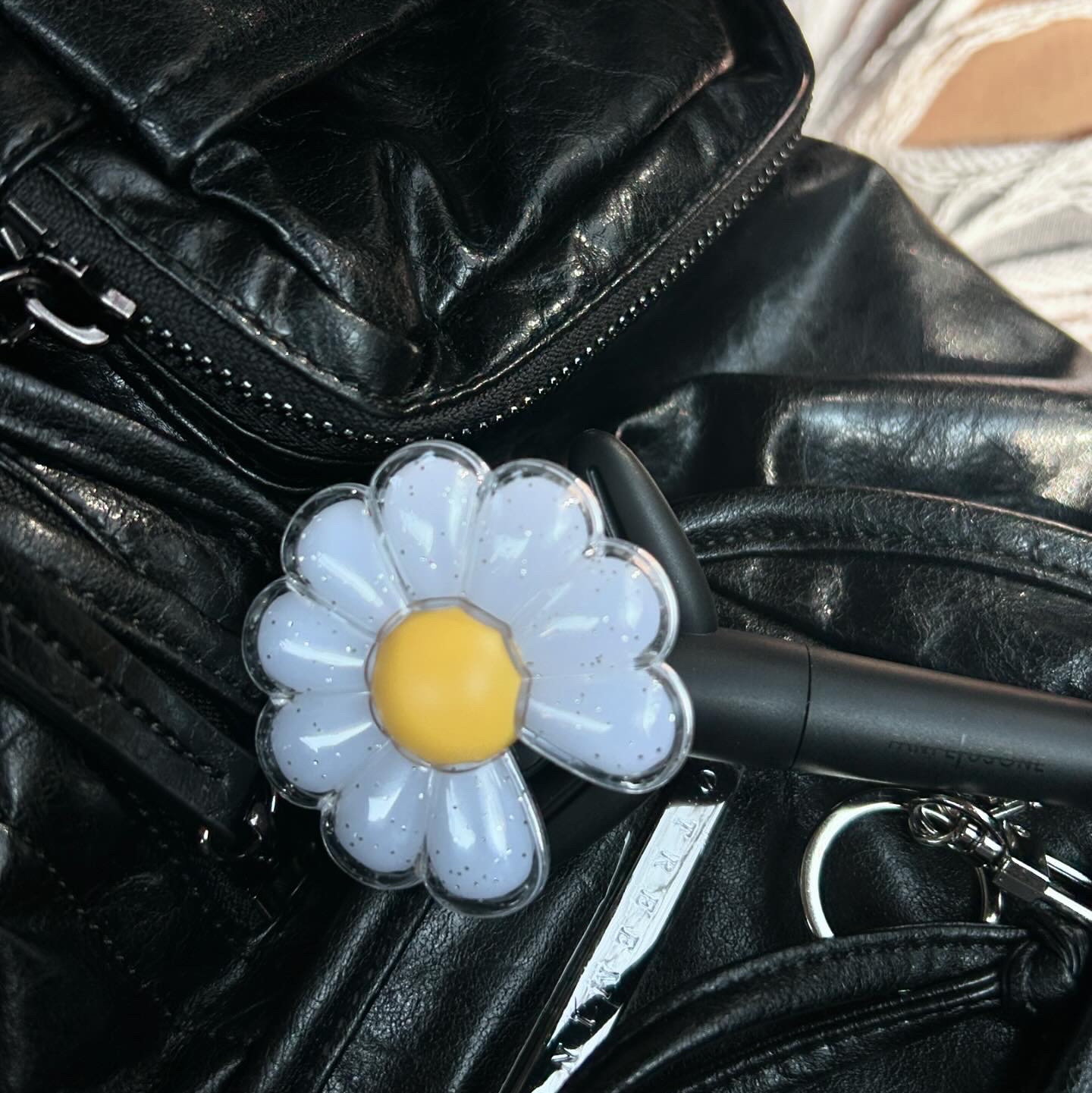 a.zero.s (@a.zero.s) 님의 게시물 | KREAM